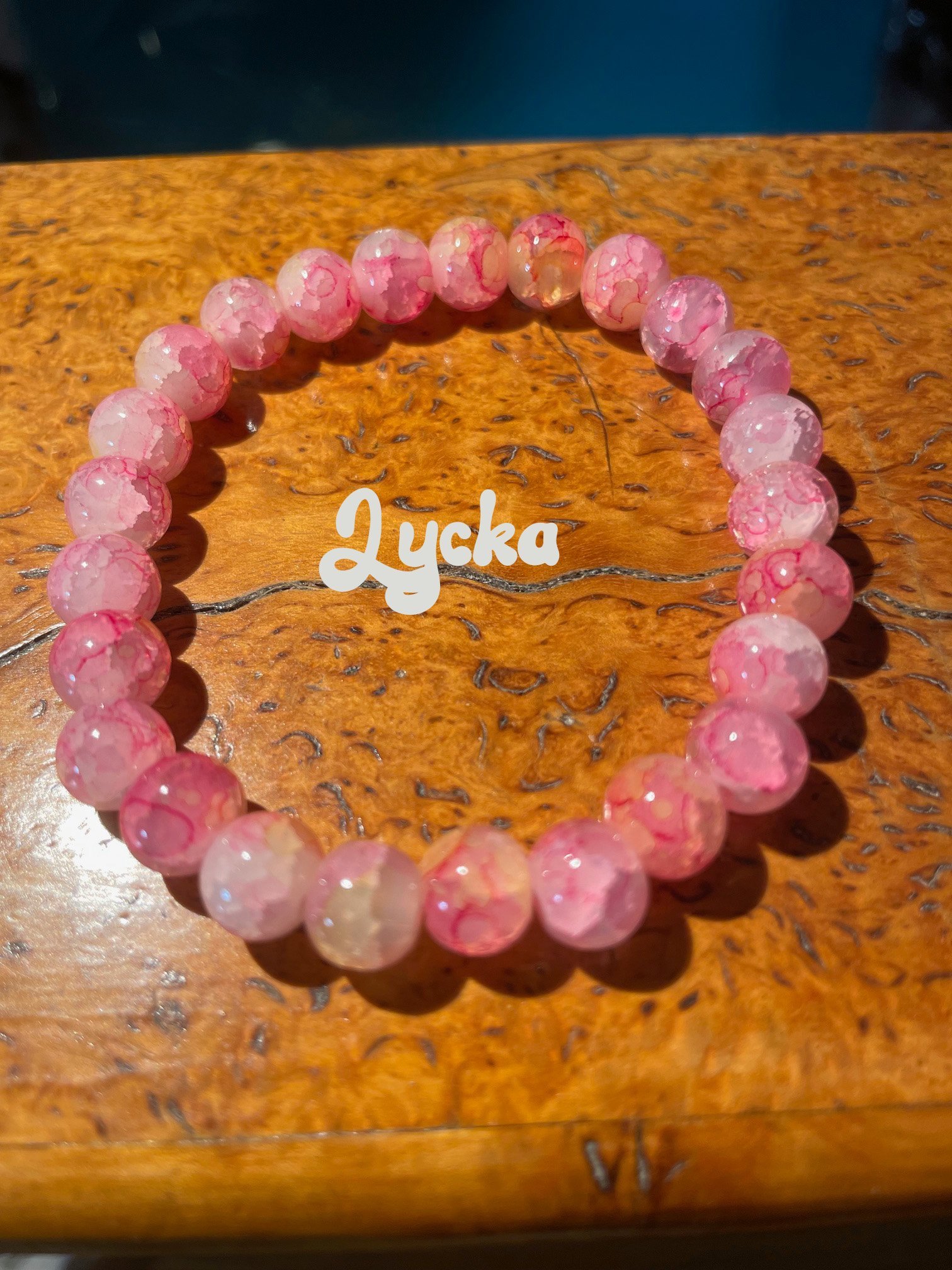 Rosa Armband med Pärlor | Köp på Tradera (686996884)