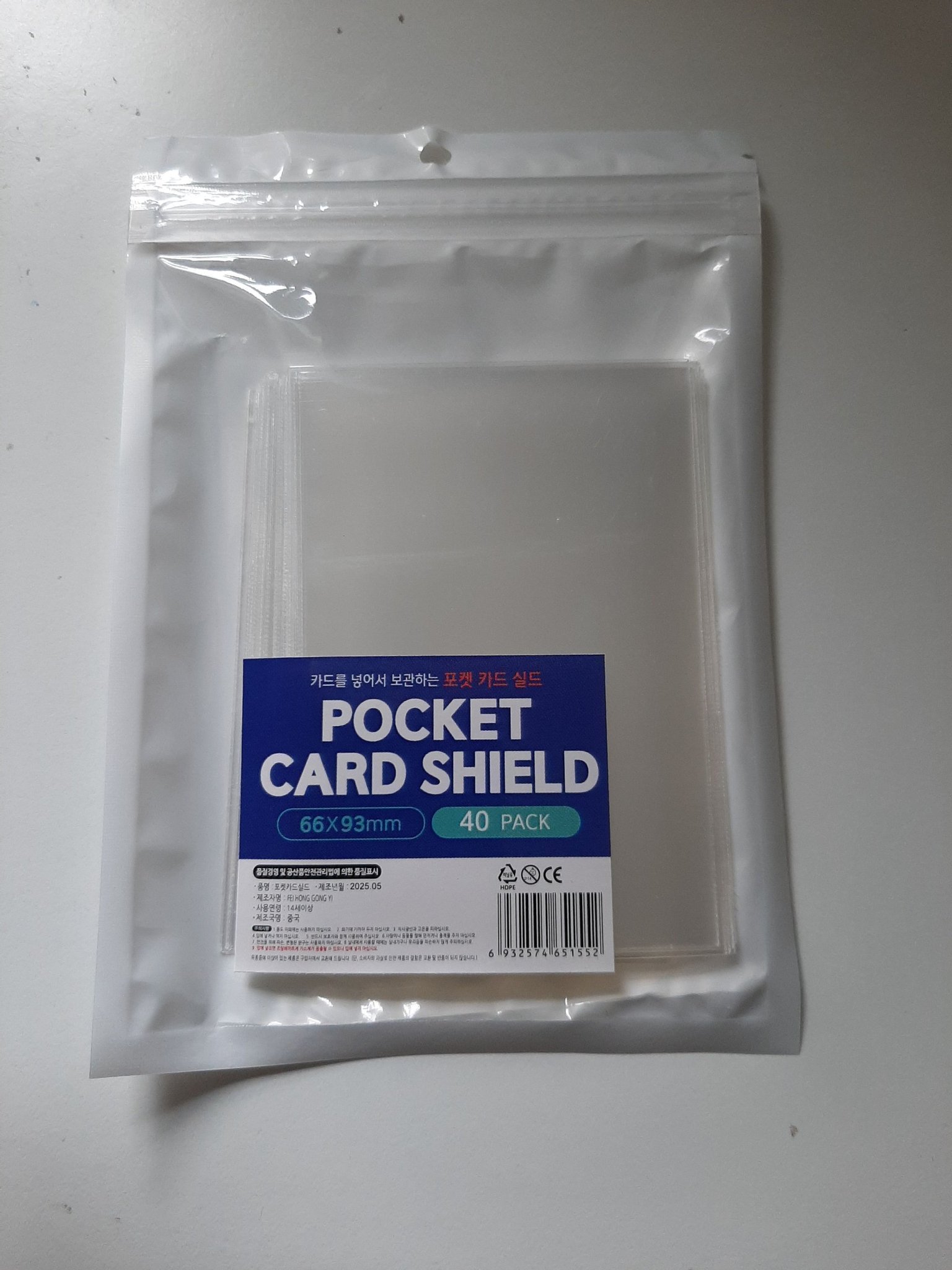 Pocket Card Shield - 40 st Sleeves. Oöppnad | Köp på Tradera (708356270)