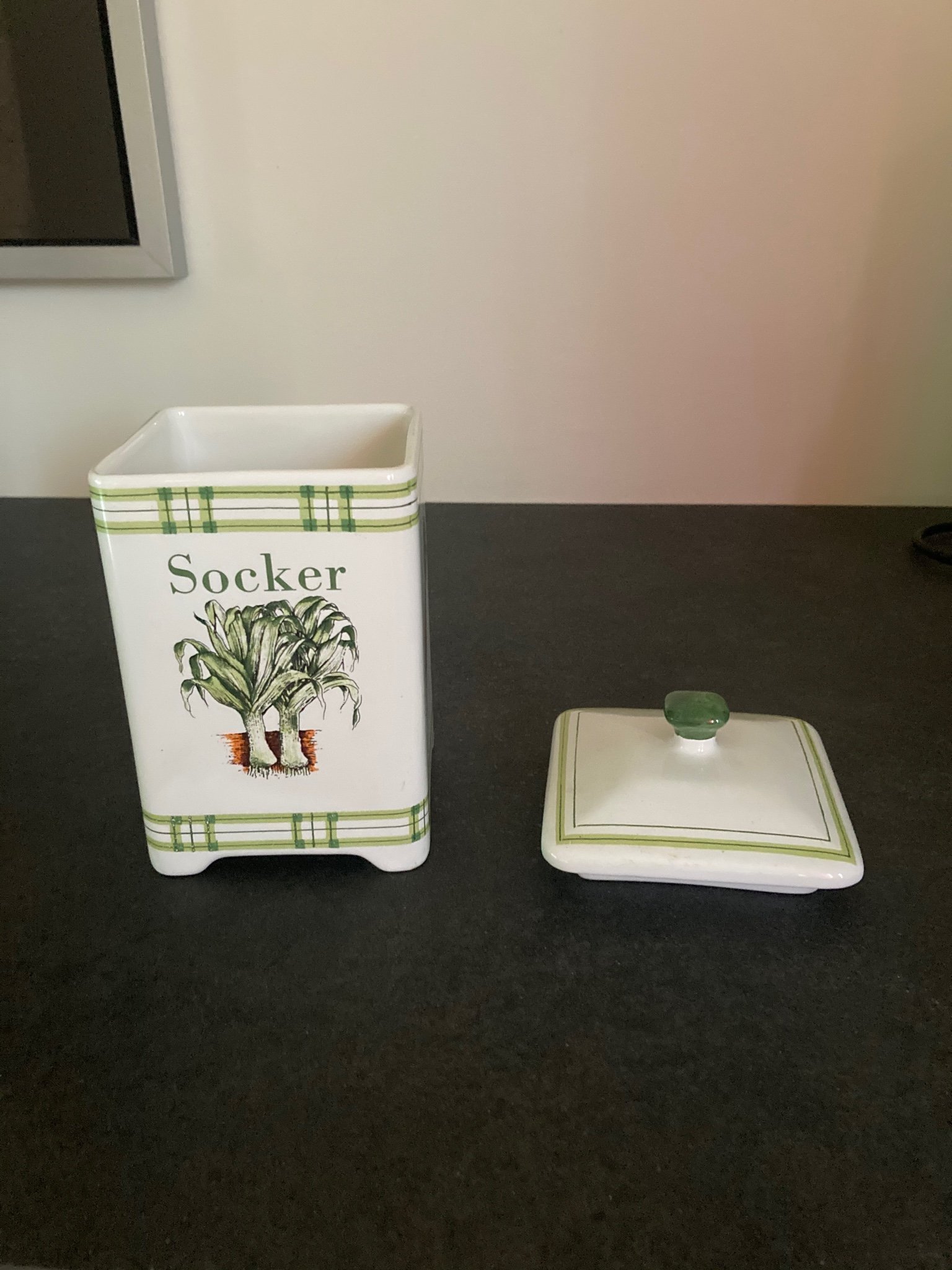 Sockerburk med lock | Köp på Tradera (709510872)