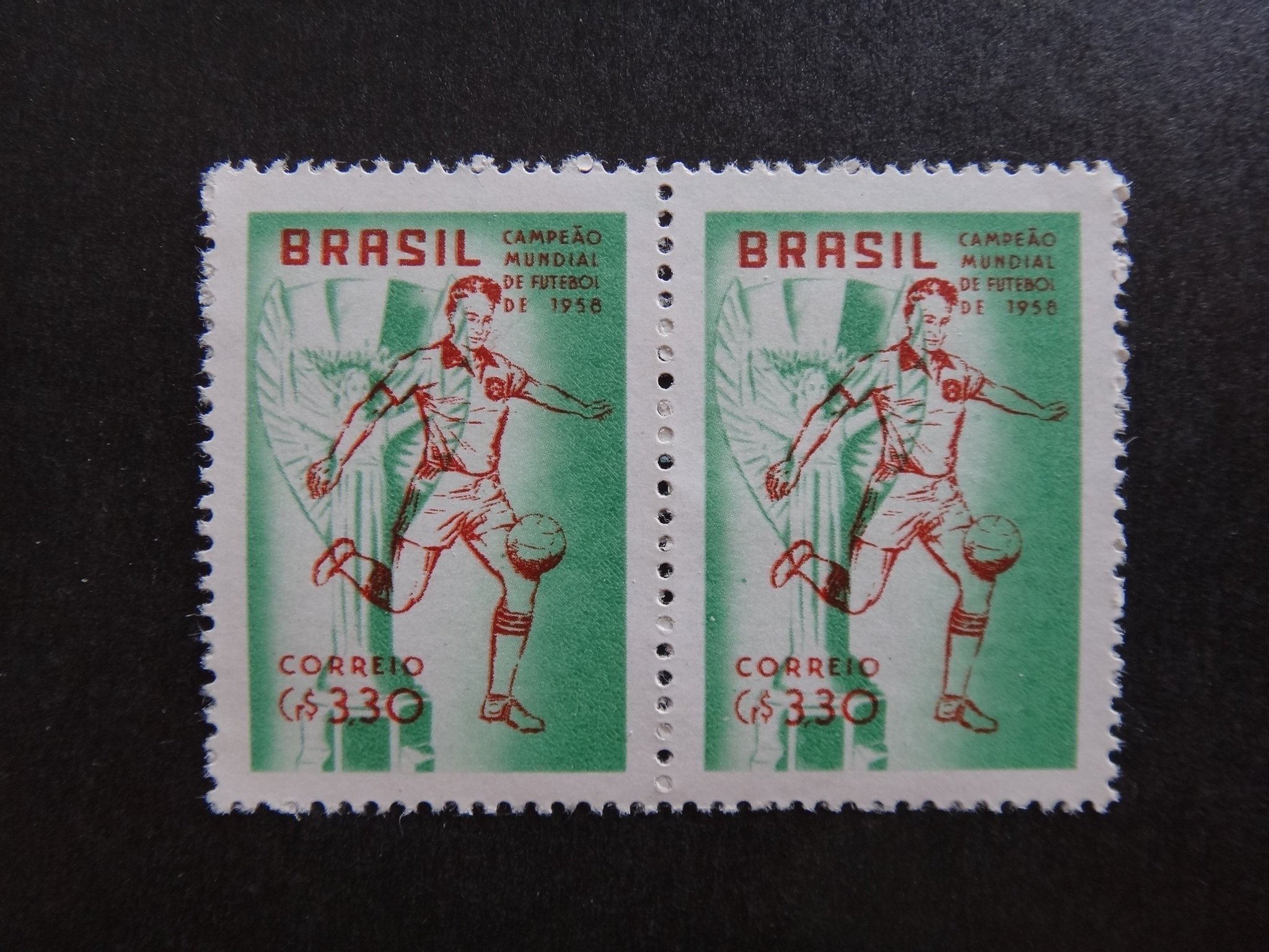 Se produkter som liknar BRASILIEN FOTBOLL 1958 på Tradera (697678094)