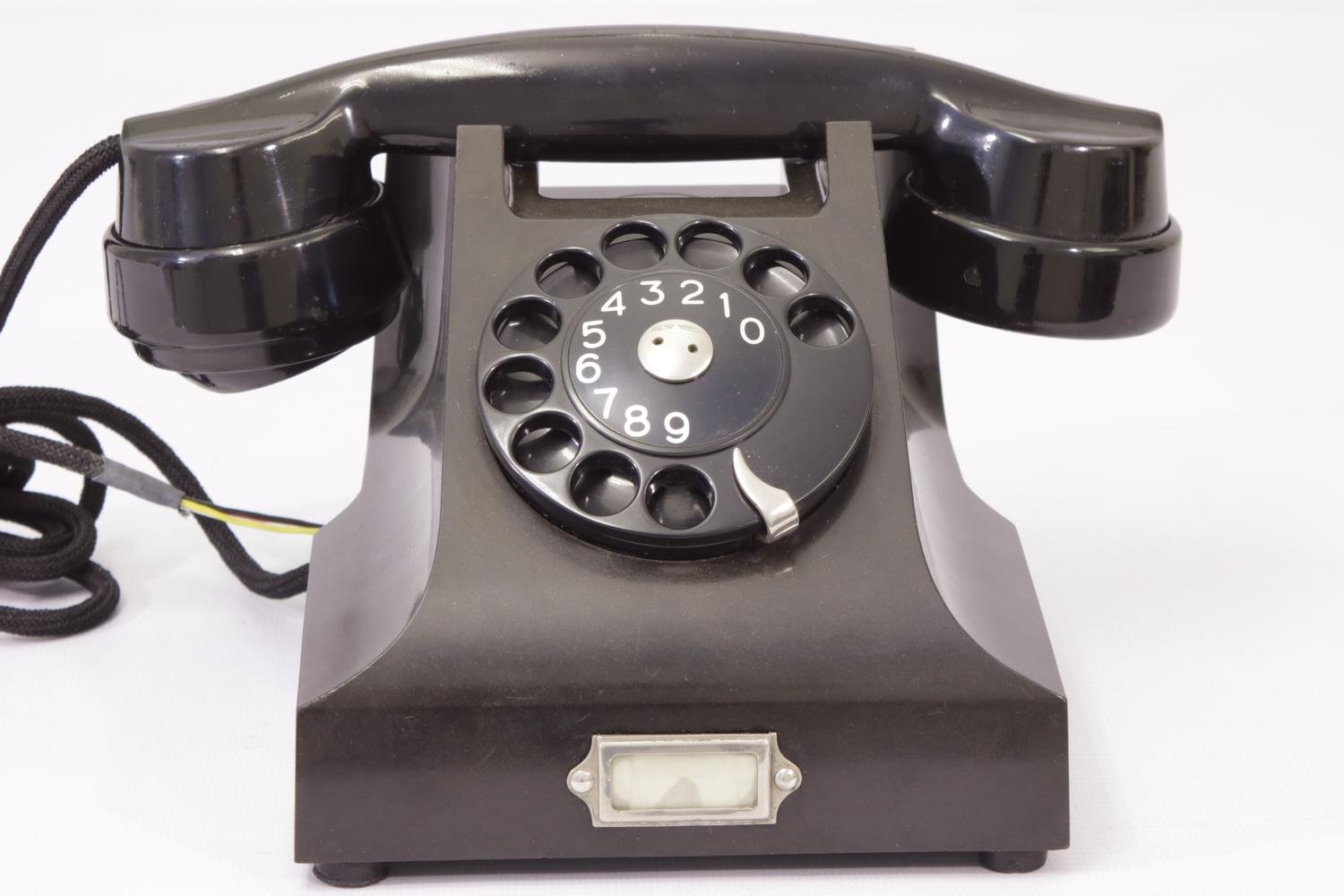 LM Ericsson gammal telefon (396890390) ᐈ Massiartdesign på Tradera