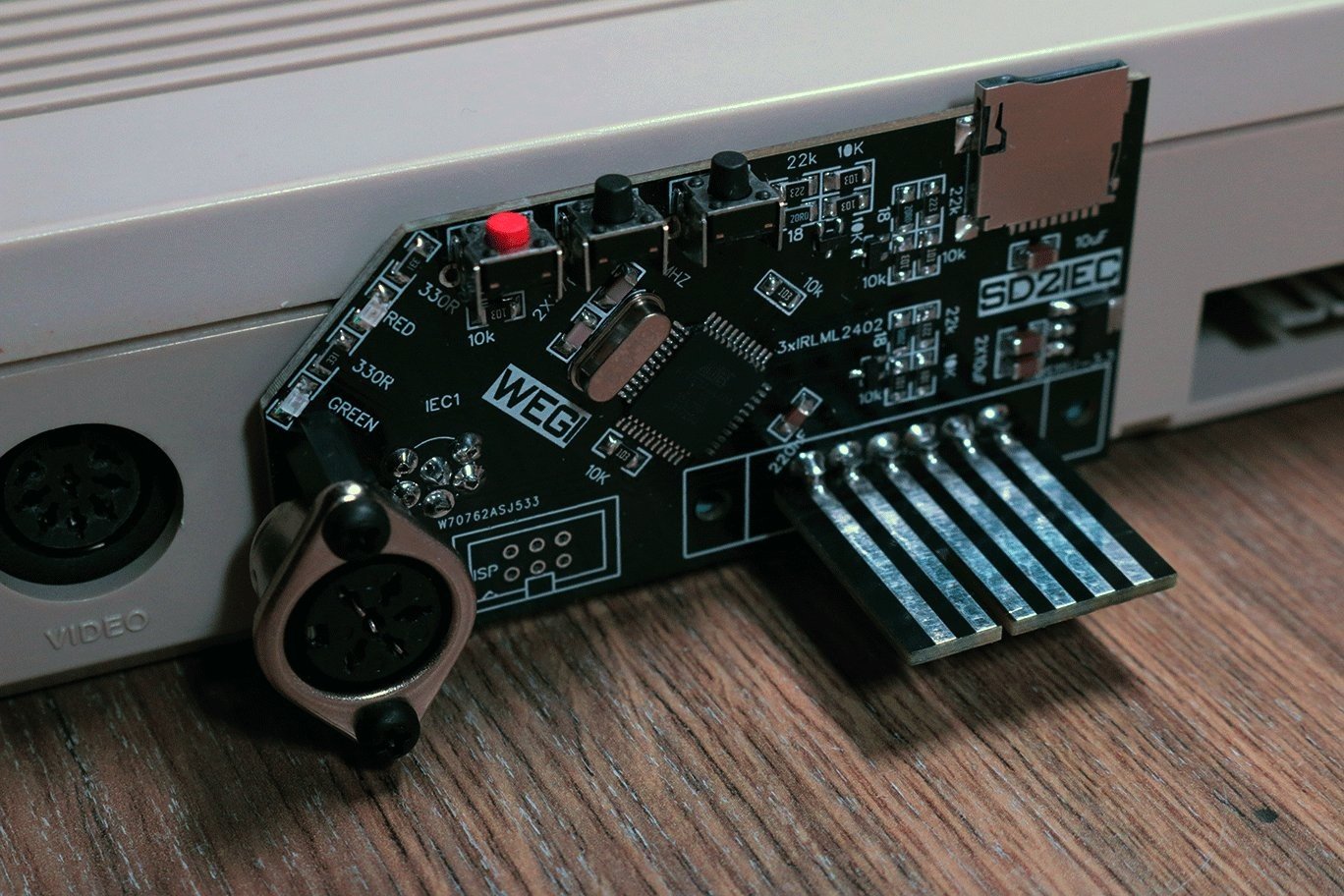Se produkter som liknar C64 SD2IEC BACKPLANE med pass.. på Tradera ...