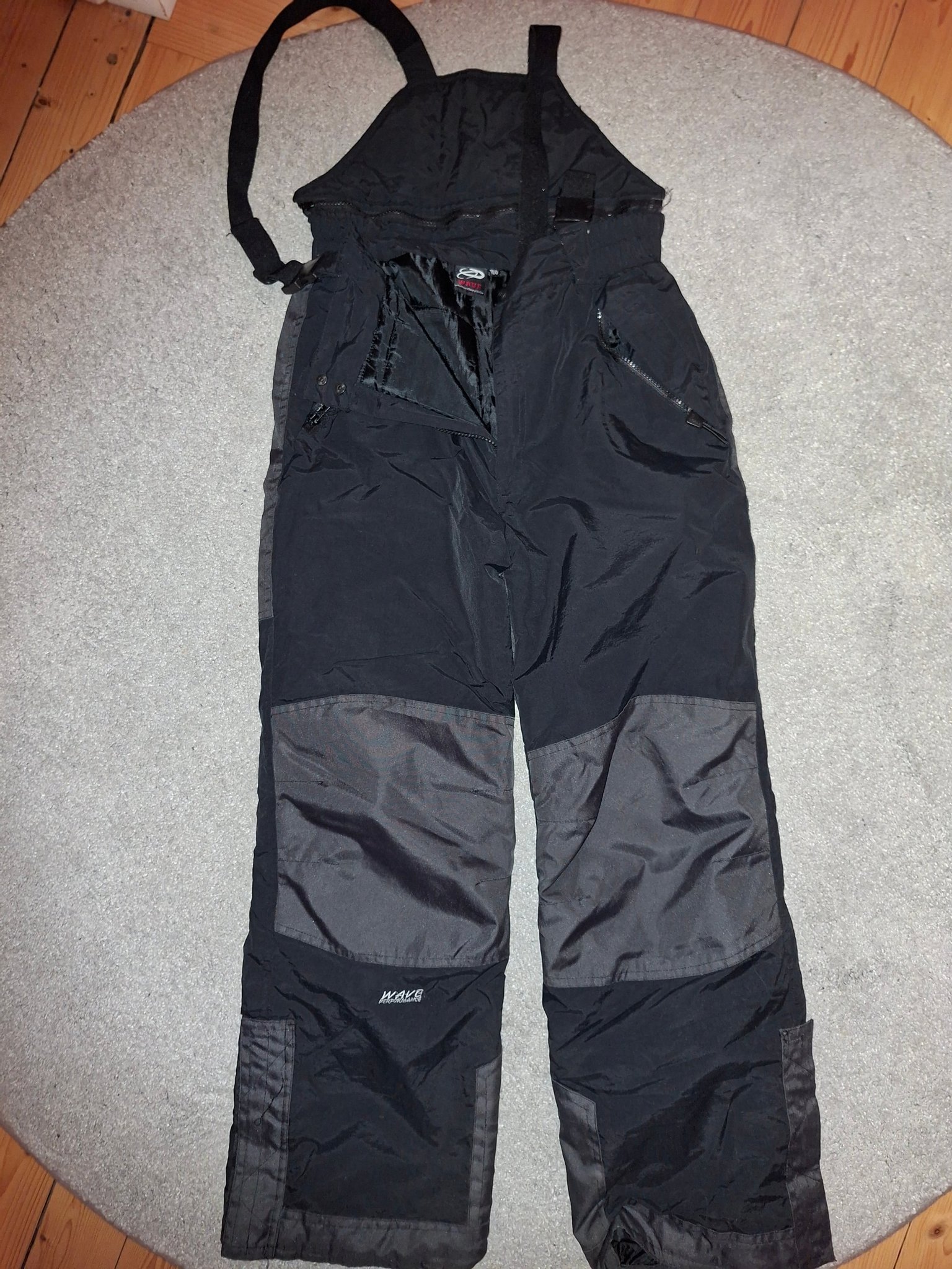 Wave svarta skidbyxor, storlek 160 | Köp på Tradera (708267340)