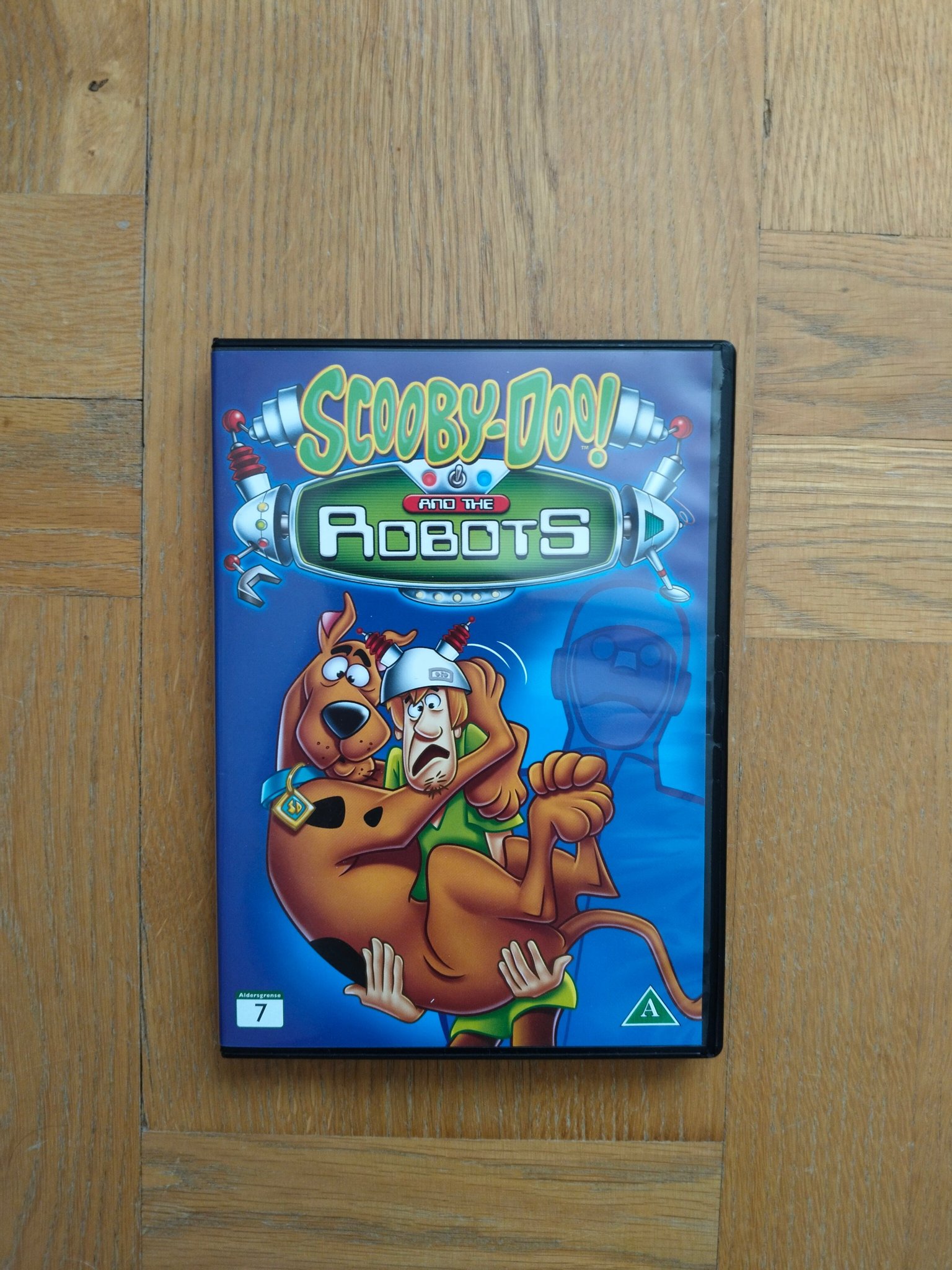 Se produkter som liknar Scooby-Doo! and the Robots OOP på Tradera ...