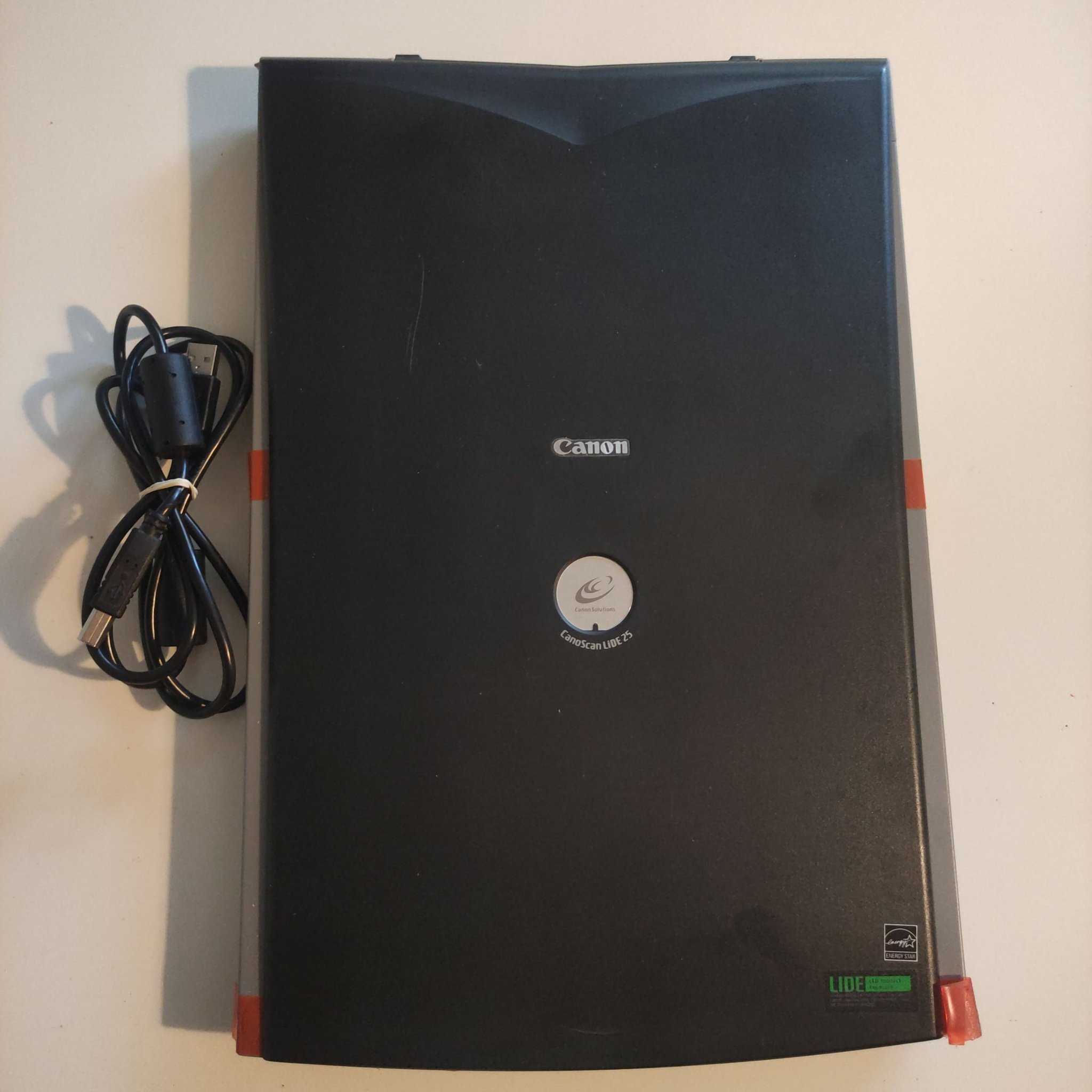 Se produkter som liknar Canon CanoScan LiDE 25 Scanner på Tradera ...