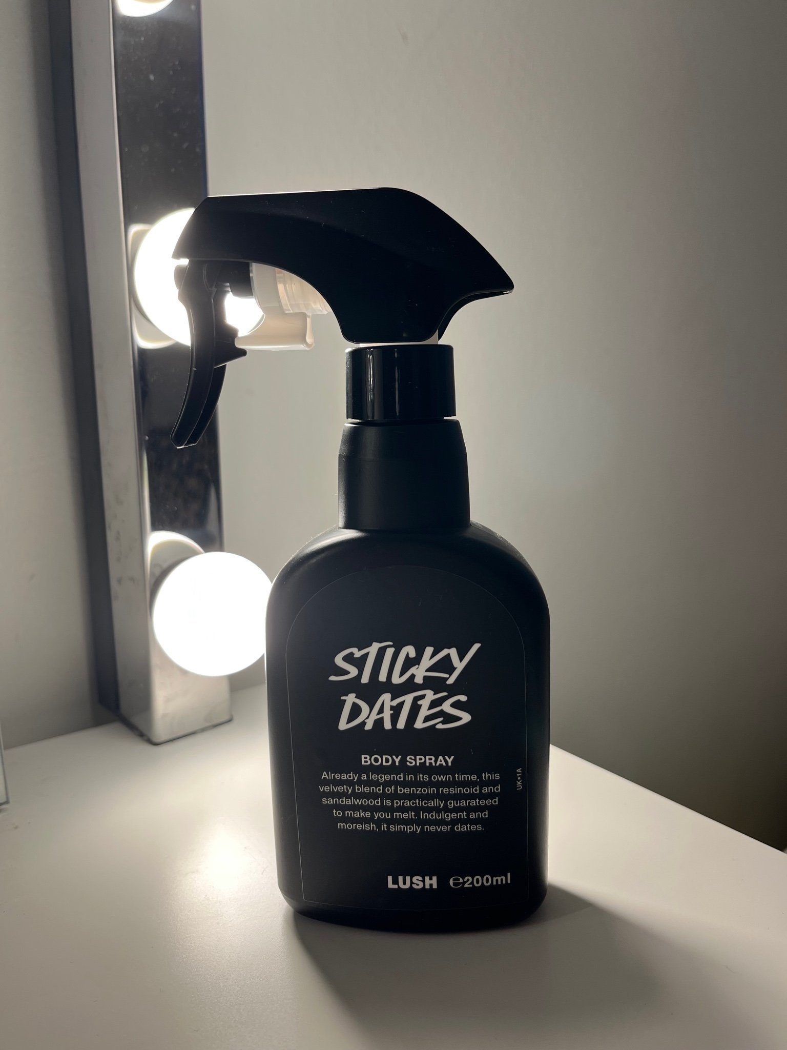 Lush Sticky Dates Body Spray 200ml | Köp på Tradera (694625328)