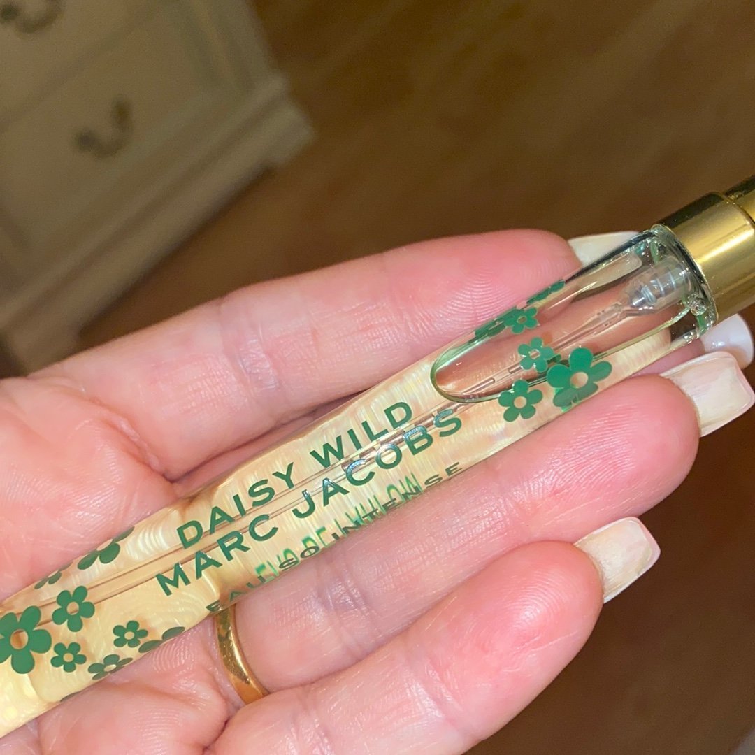 Marc Jacobs Daisy Wild Eau So Intense | Köp på Tradera (714295796)