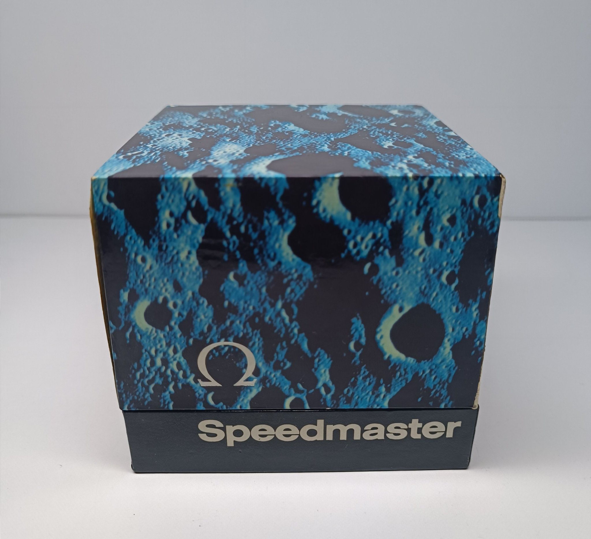 Omega Speedmaster Moon Crater Box vi.. | Köp från axion på Tradera ...