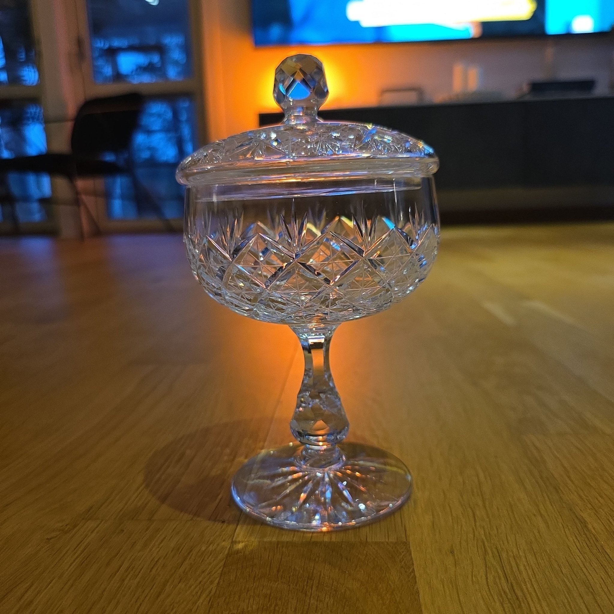 Kosta Boda pompadour skål med lock | Köp på Tradera (701386025)