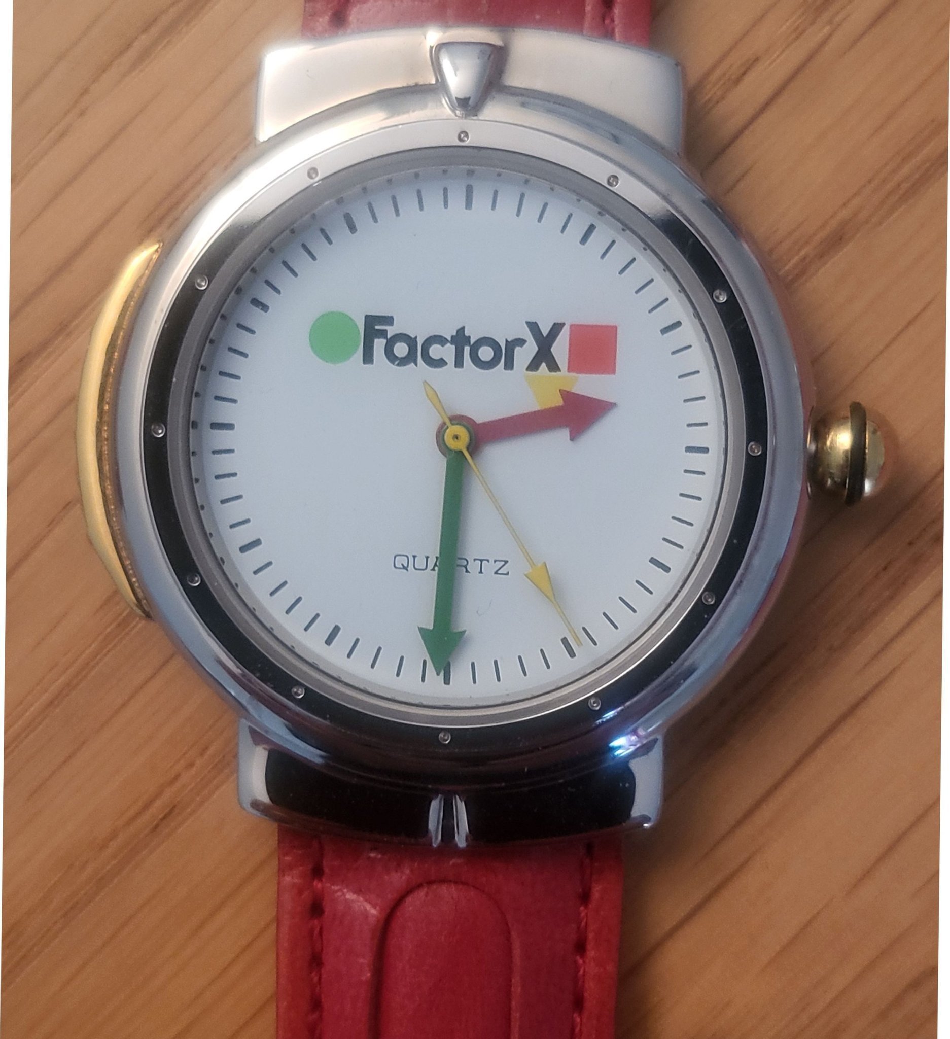 Factor X Beverly Hills Klocka | Köp på Tradera (709077817)