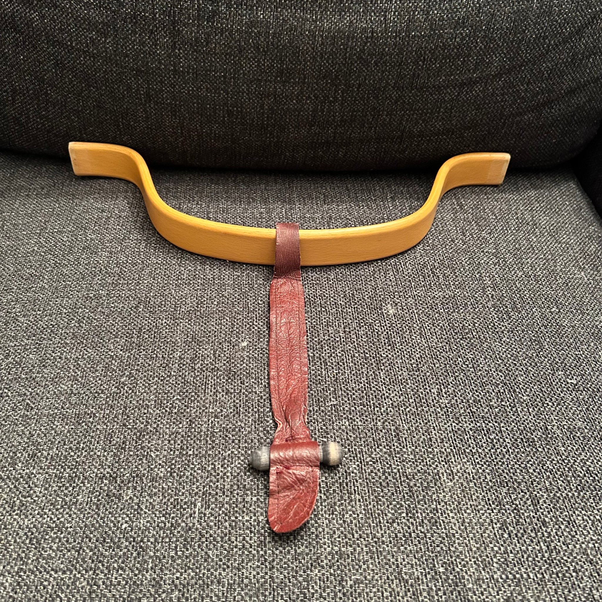 Bygel till Stokke Tripp Trapp Stol Ink Rem | Köp på Tradera (710662148)