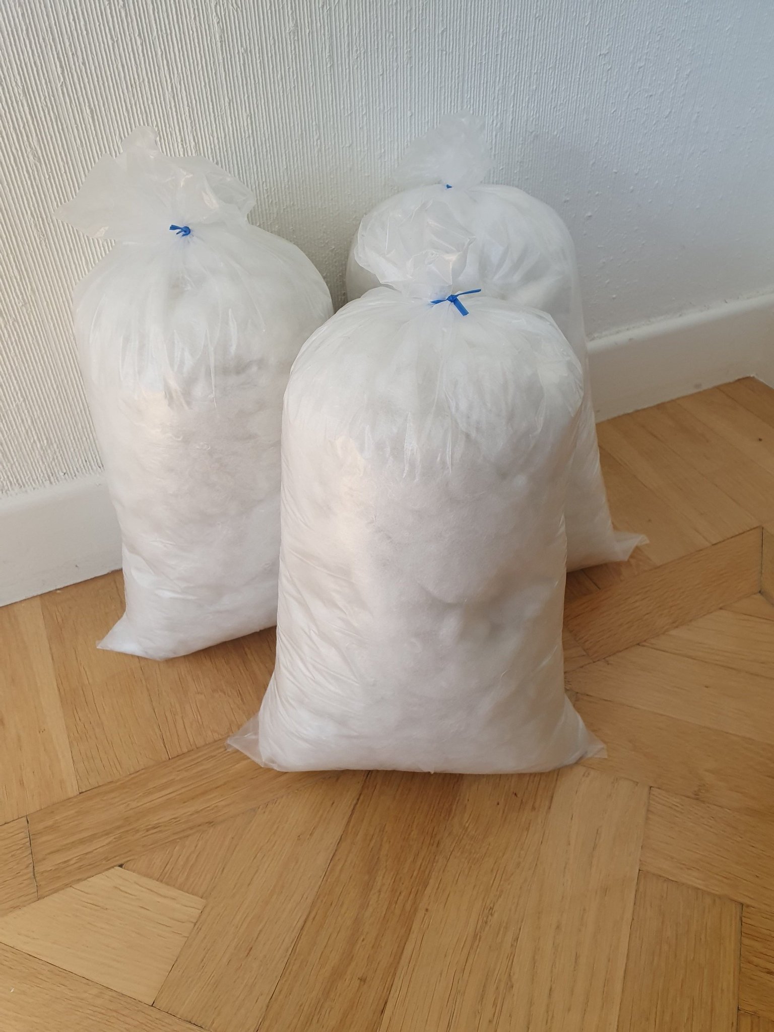 Se produkter som liknar 450 g. Stoppning, Kuddstoppni.. på Tradera ...