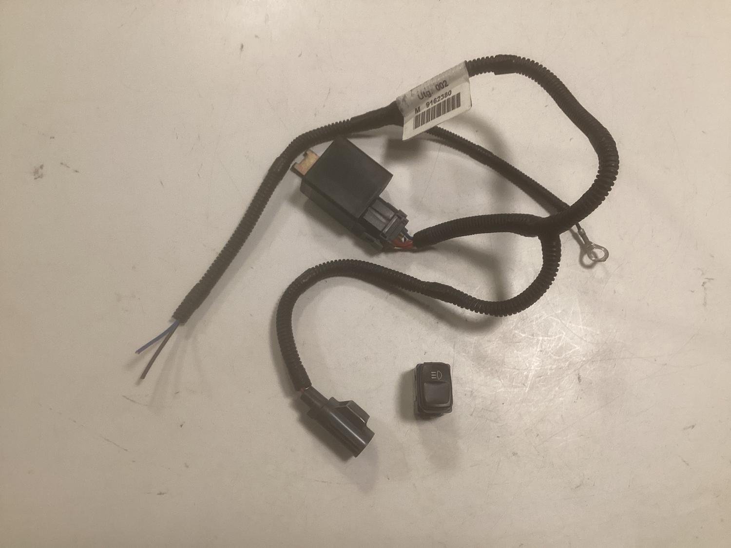 Extraljus kablage 9162380 med kn.. | Köp från Carnordic på Tradera ...