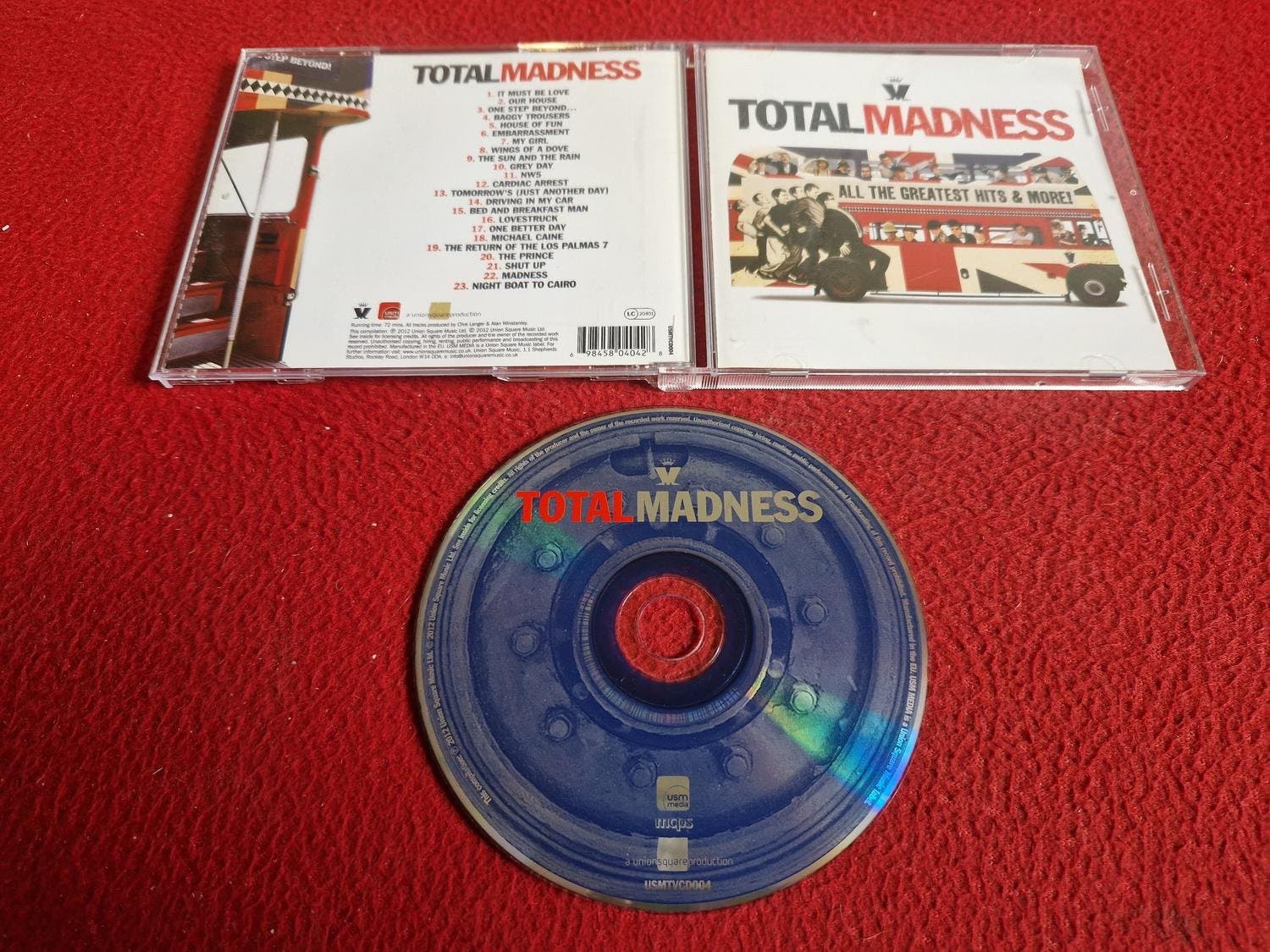 Se produkter som liknar MADNESS TOTAL MADNESS CD på Tradera (696440190)