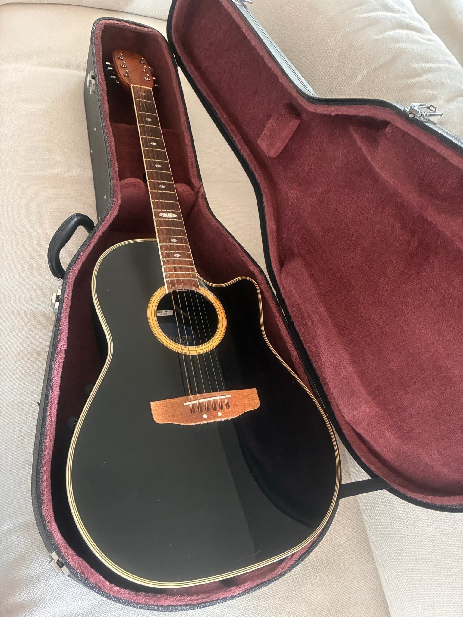 Applause AE-36 Akustisk Gitarr med hardcase | Köp på Tradera (696997004)