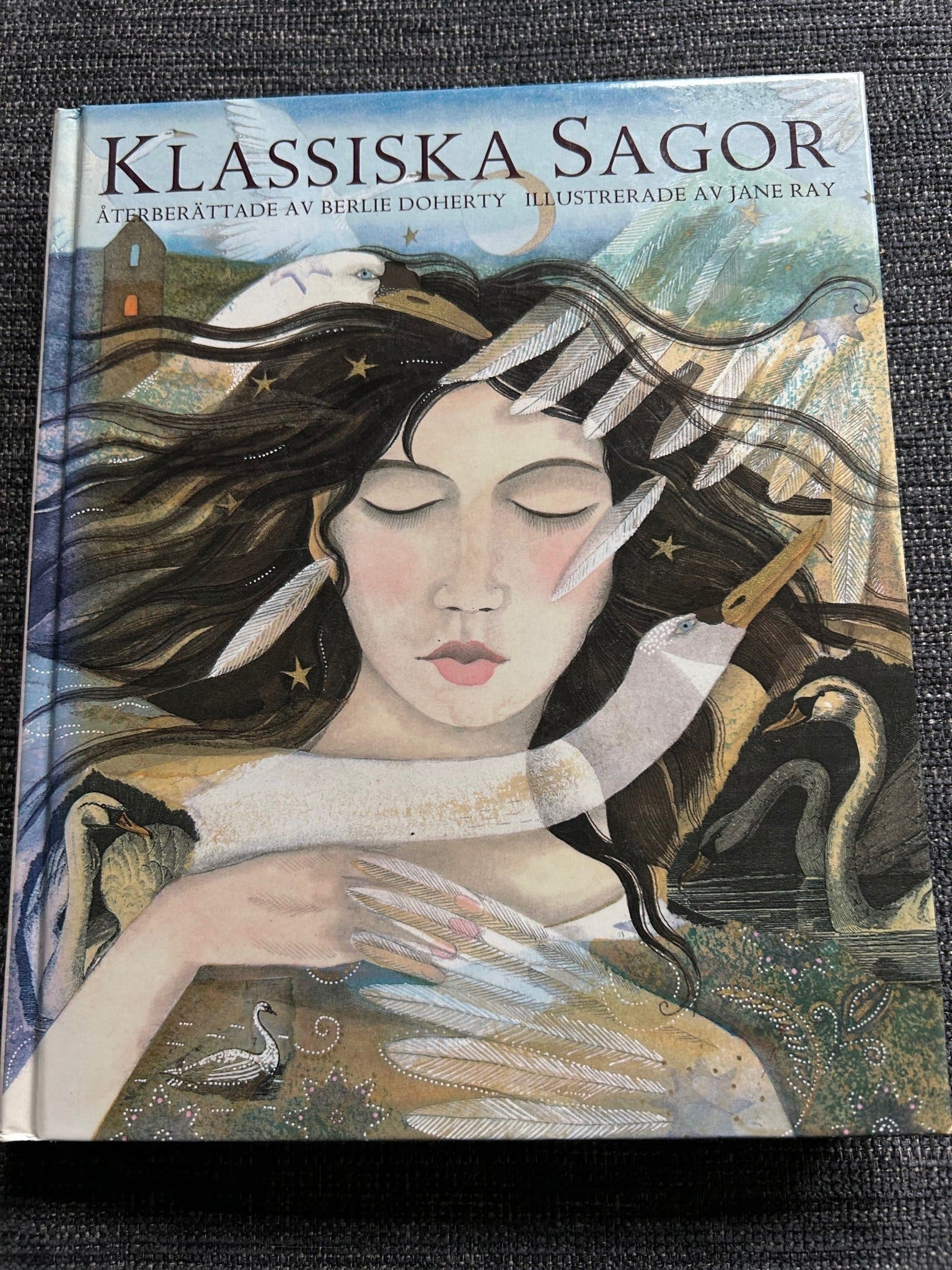 Se produkter som liknar Klassiska Sagor Återberättade.. på Tradera ...