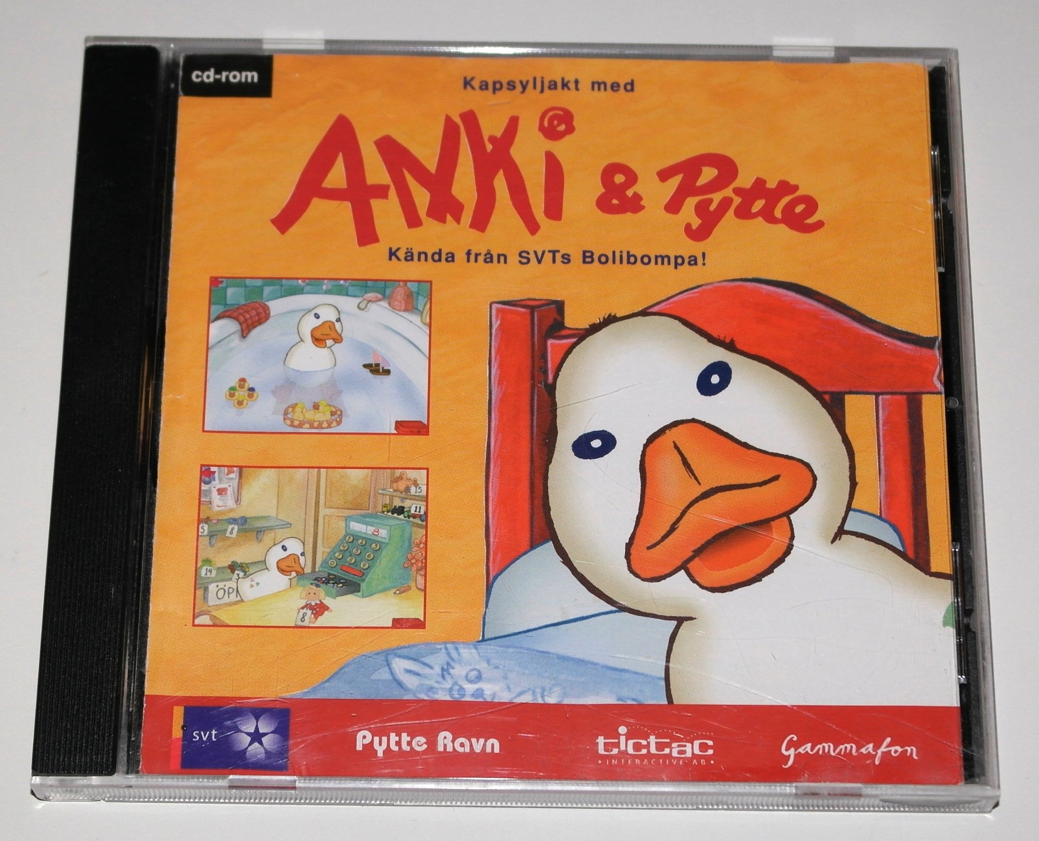 Se produkter som liknar Kapsyljakt med Anki och Pytte.. på Tradera ...