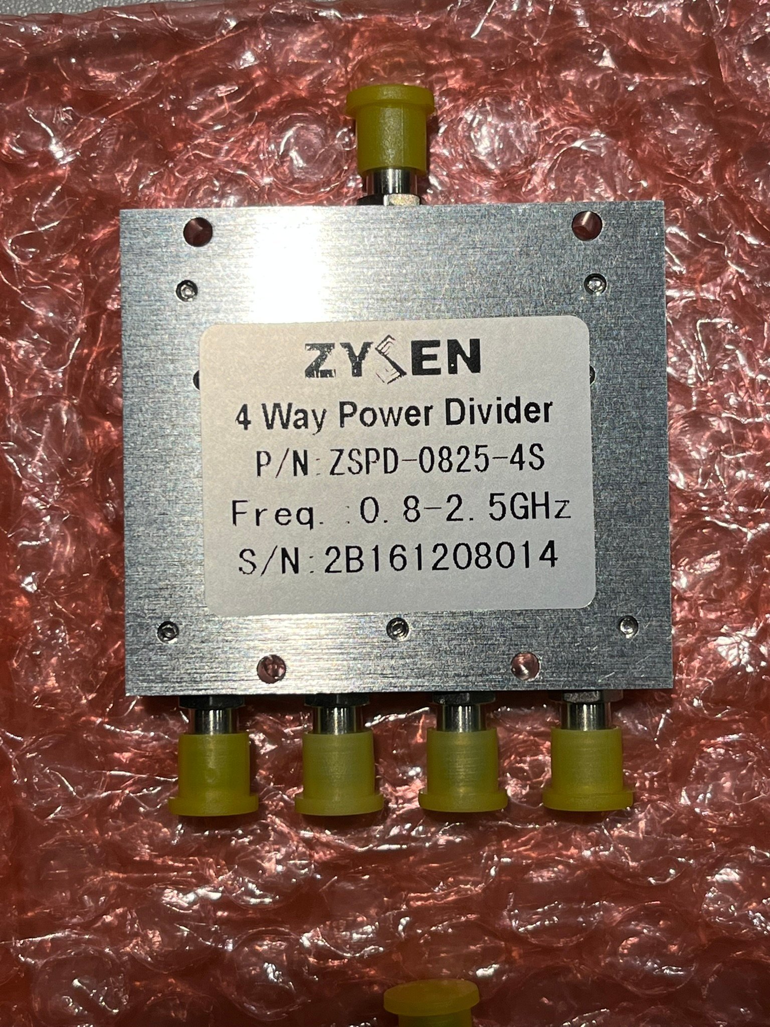 Zysentech ZSPD-0825-4S 4-way power divider (com.. | Köp på Tradera ...