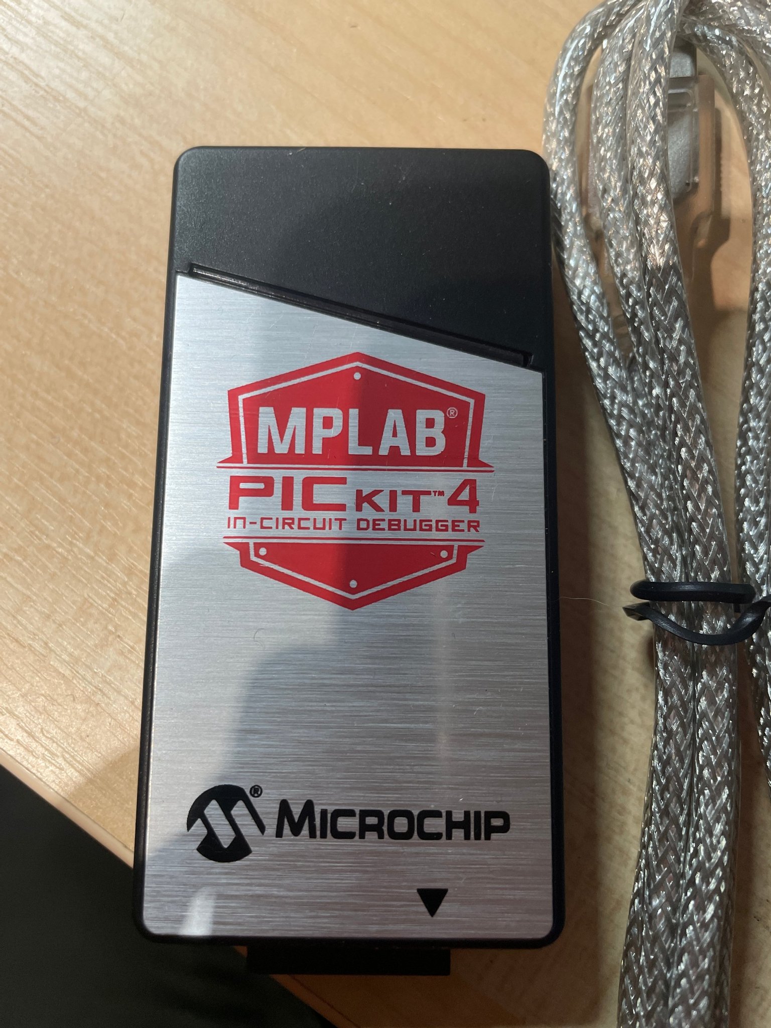 MPLAB PICkit 4 In-Circuit Debugger | Köp på Tradera (711044023)