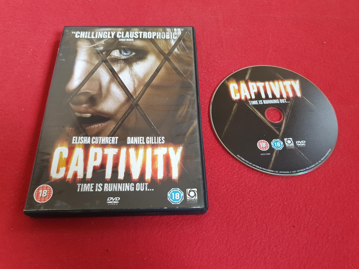 CAPTIVITY till DVD | Köp från game-world på Tradera (506027026)