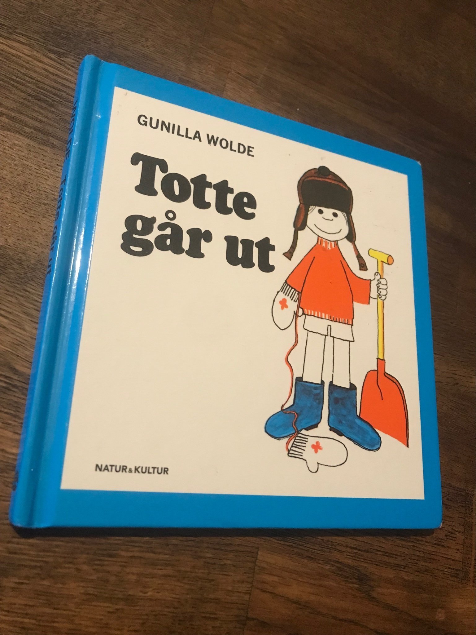 Totte går ut Bok av Gunilla Wolde Klassiker Kult | Köp på Tradera ...