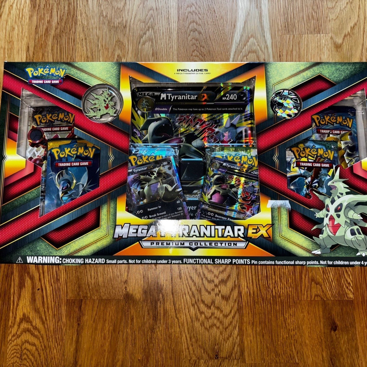 Mega Tyranitar EX Premium Collection OÖPPNAD - .. | Köp på Tradera ...