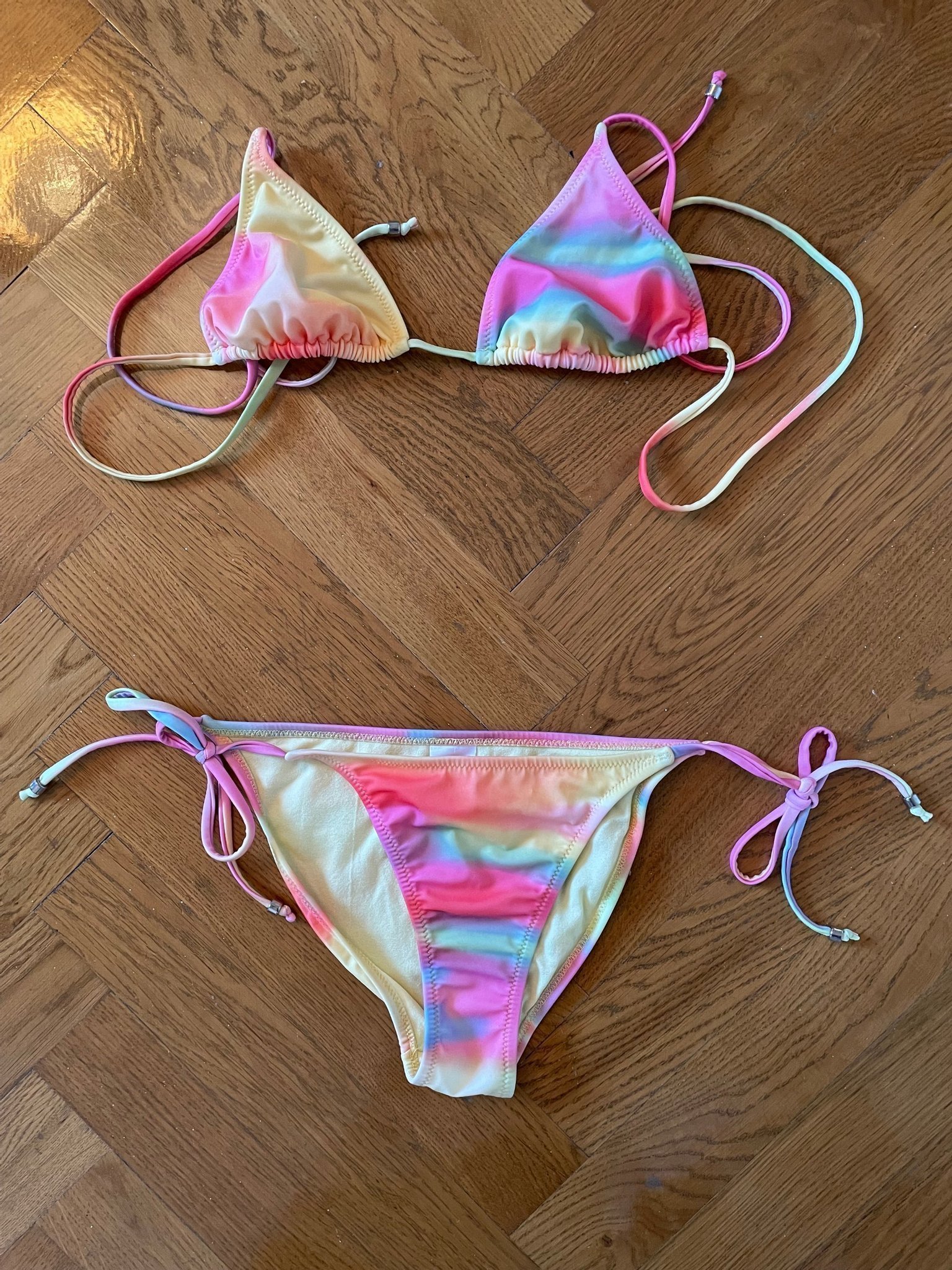 Helt Ny Snygg Bikini | Köp på Tradera (734430082)
