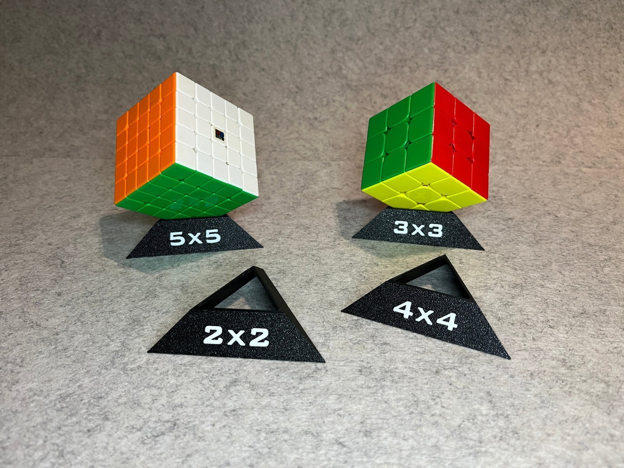 4st ställ för Rubiks Kub / Rubik's Cube | Köp på Tradera (708938783)