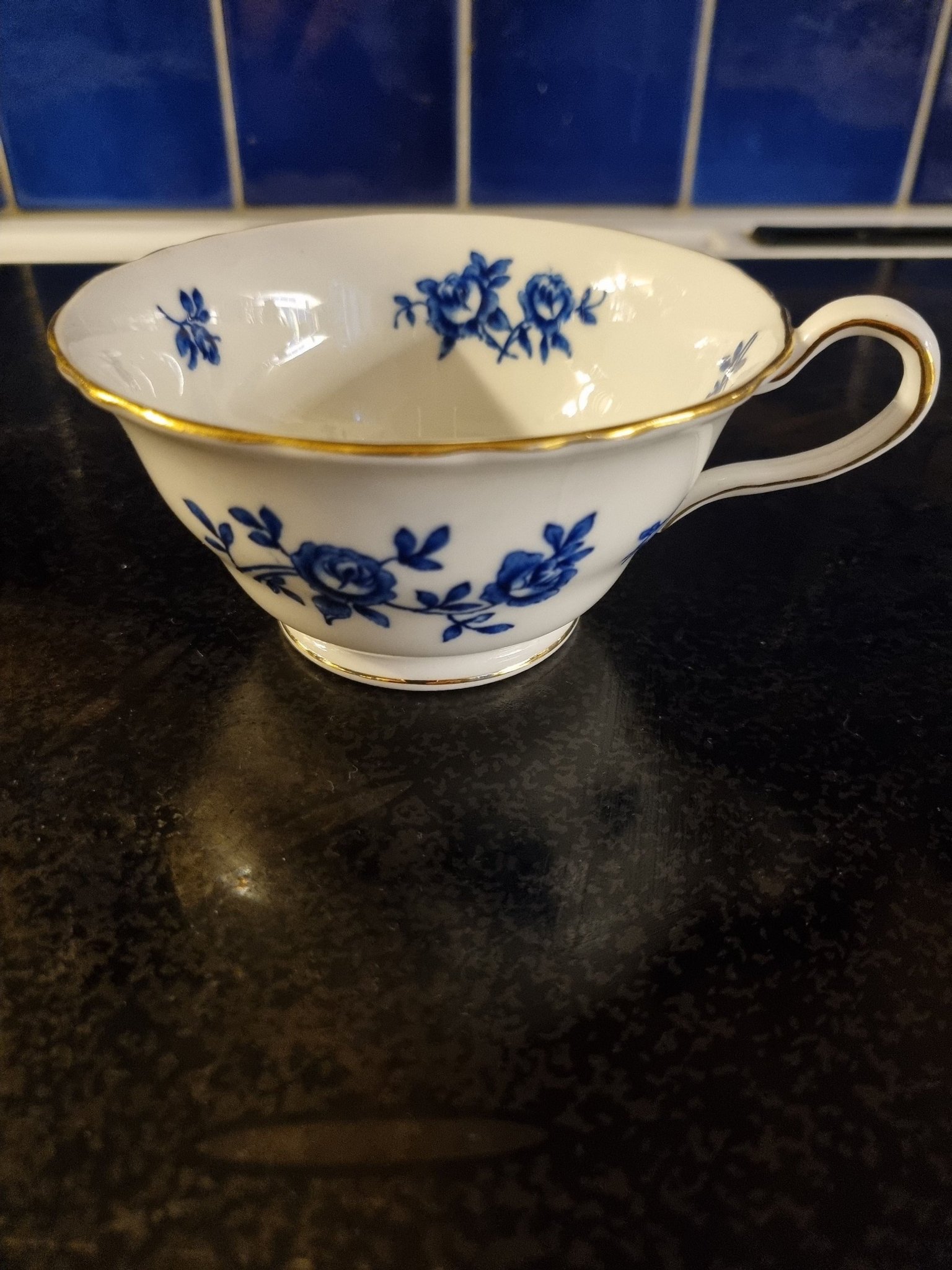 Gammal antik tekopp med blått mönster från Rörs.. | Köp på Tradera ...