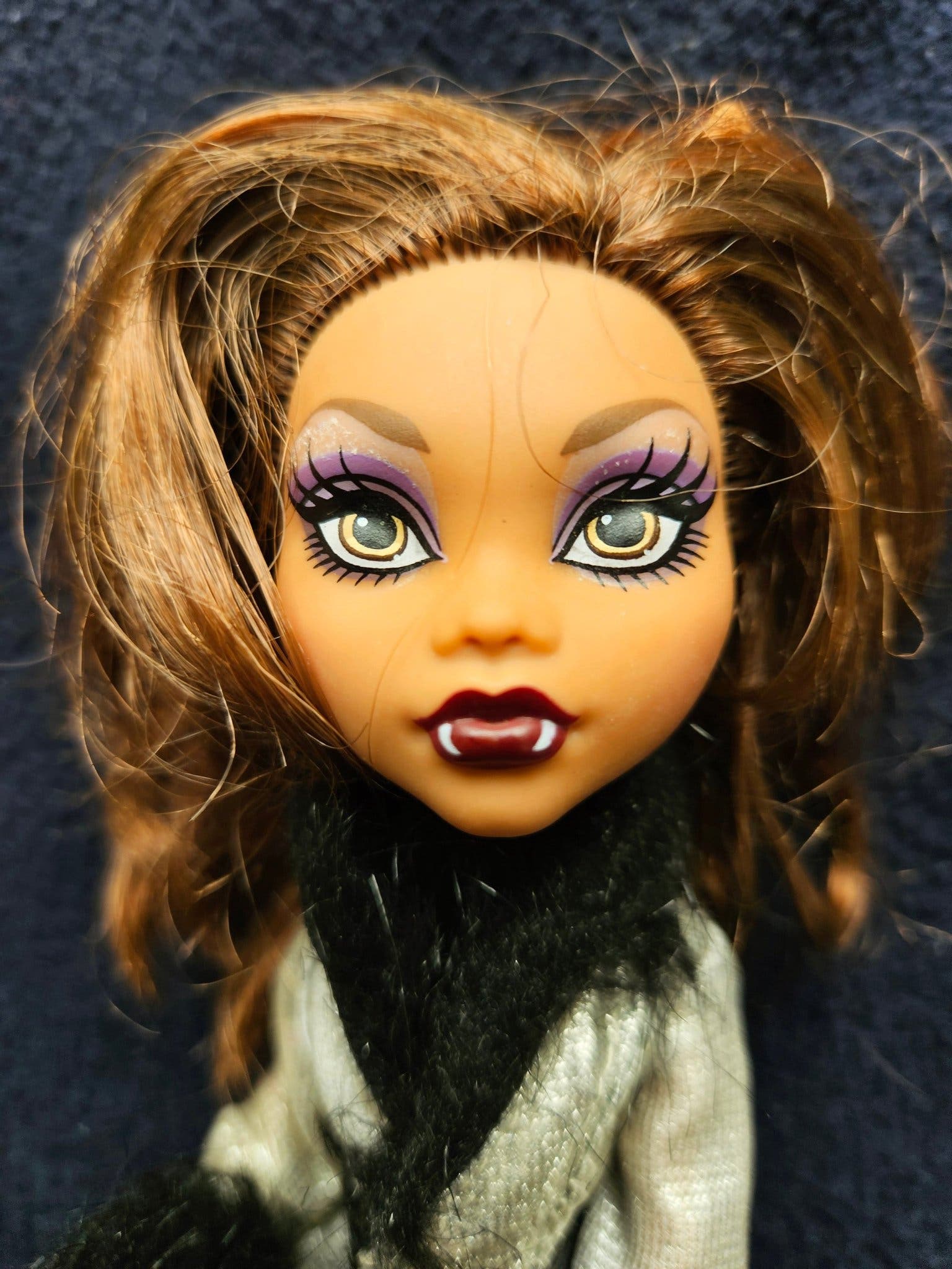 Se produkter som liknar Monster High Draculaura docka på Tradera ...