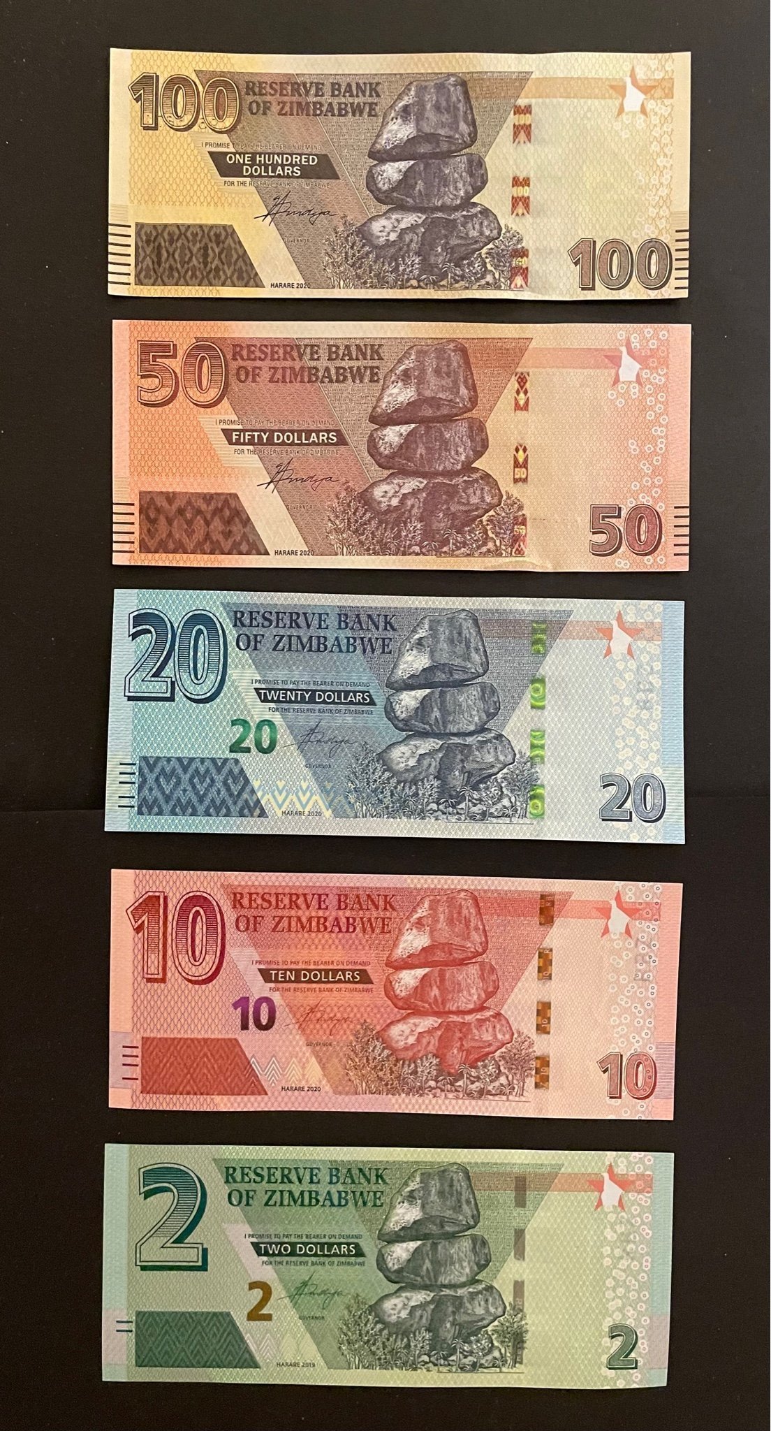 Se produkter som liknar lot sedlar Zimbabwe unc på Tradera (630937538)