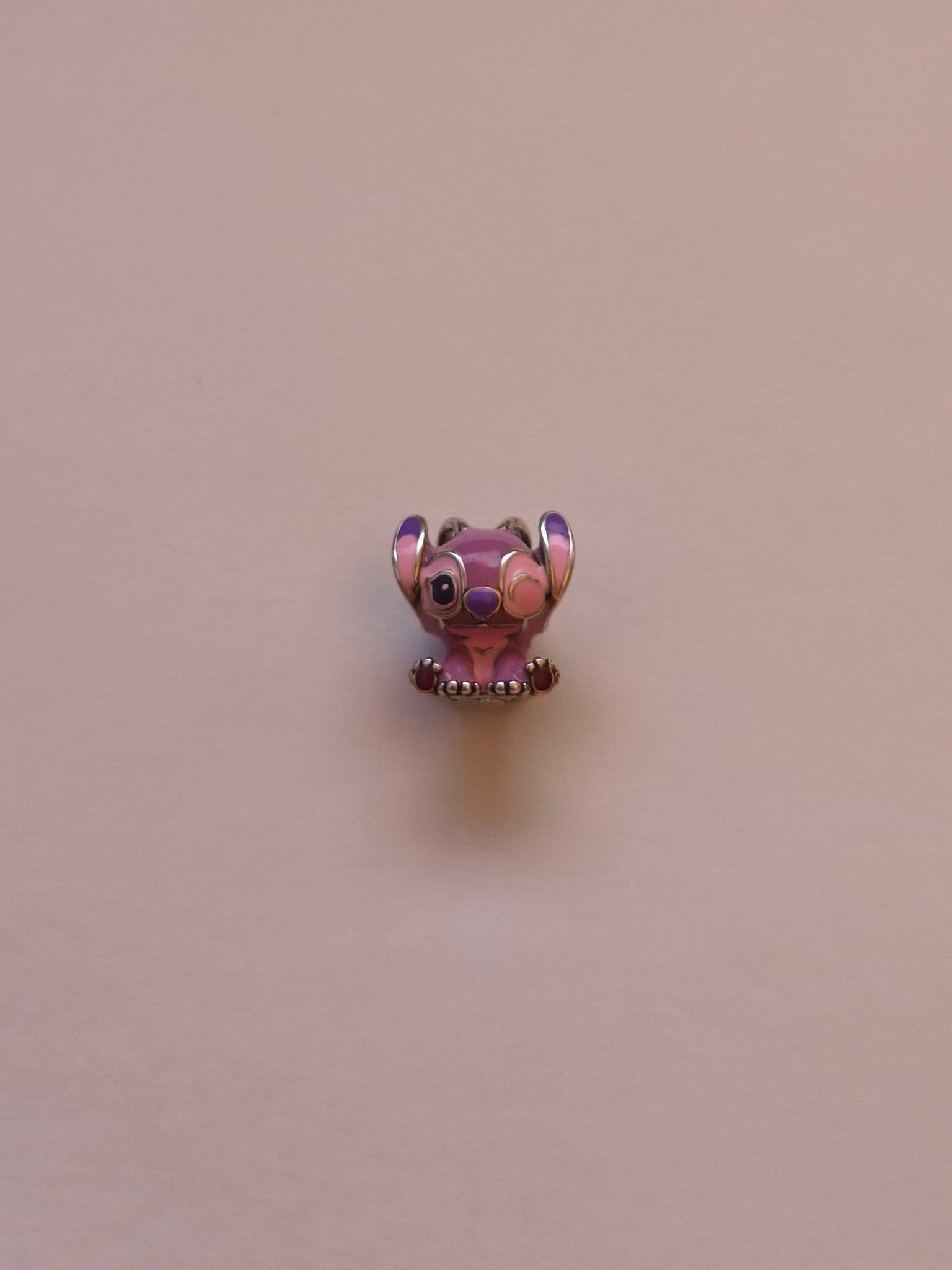 Se produkter som liknar Disney Stitch Berlock på Tradera (702723042)