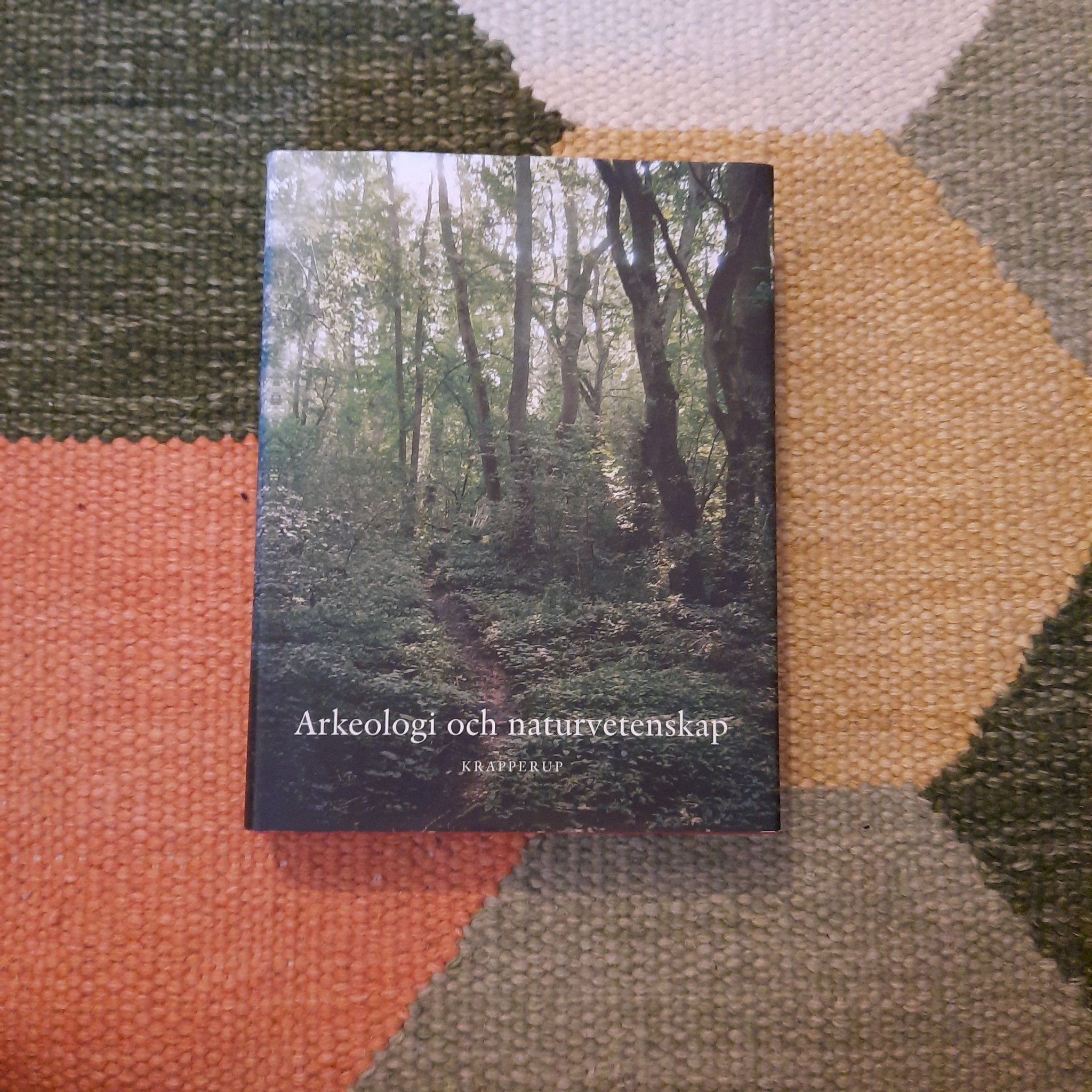 Arkeologi och naturvetenskap - Krapprup | Köp på Tradera (711561562)