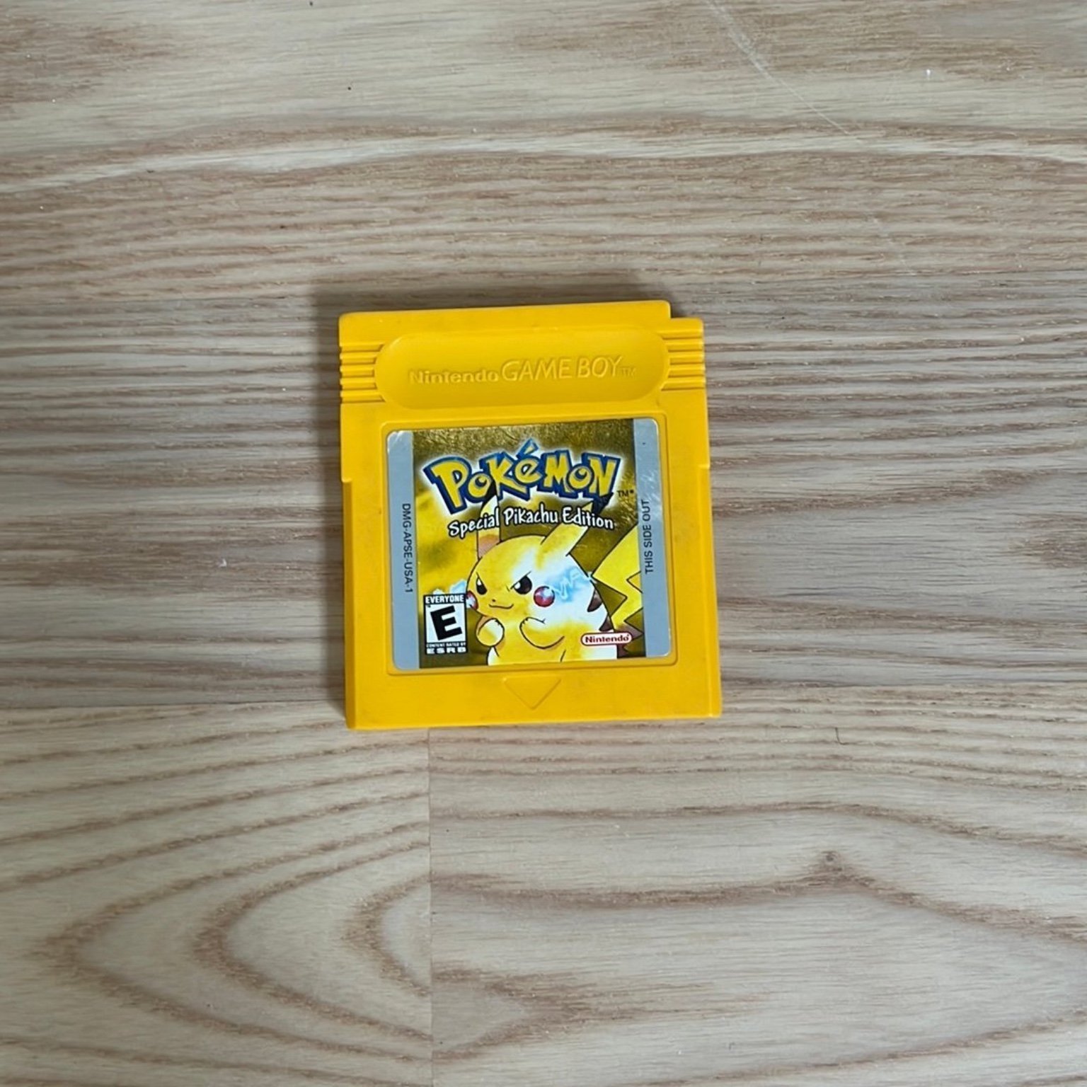 Se produkter som liknar Pokemon Yellow Game Boy Color på Tradera ...