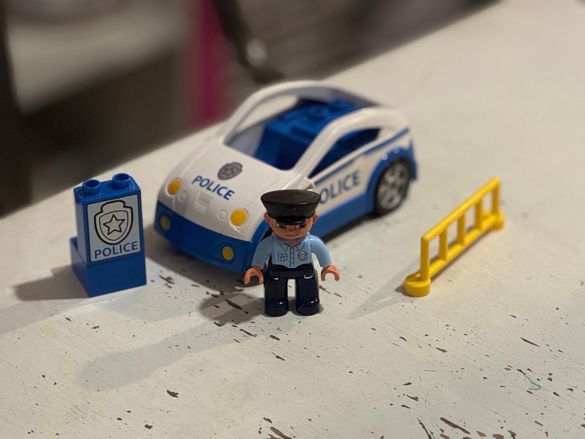 LEGO DUPLO Polisbil med fi.. | Köp från ThriftandResell på Tradera ...