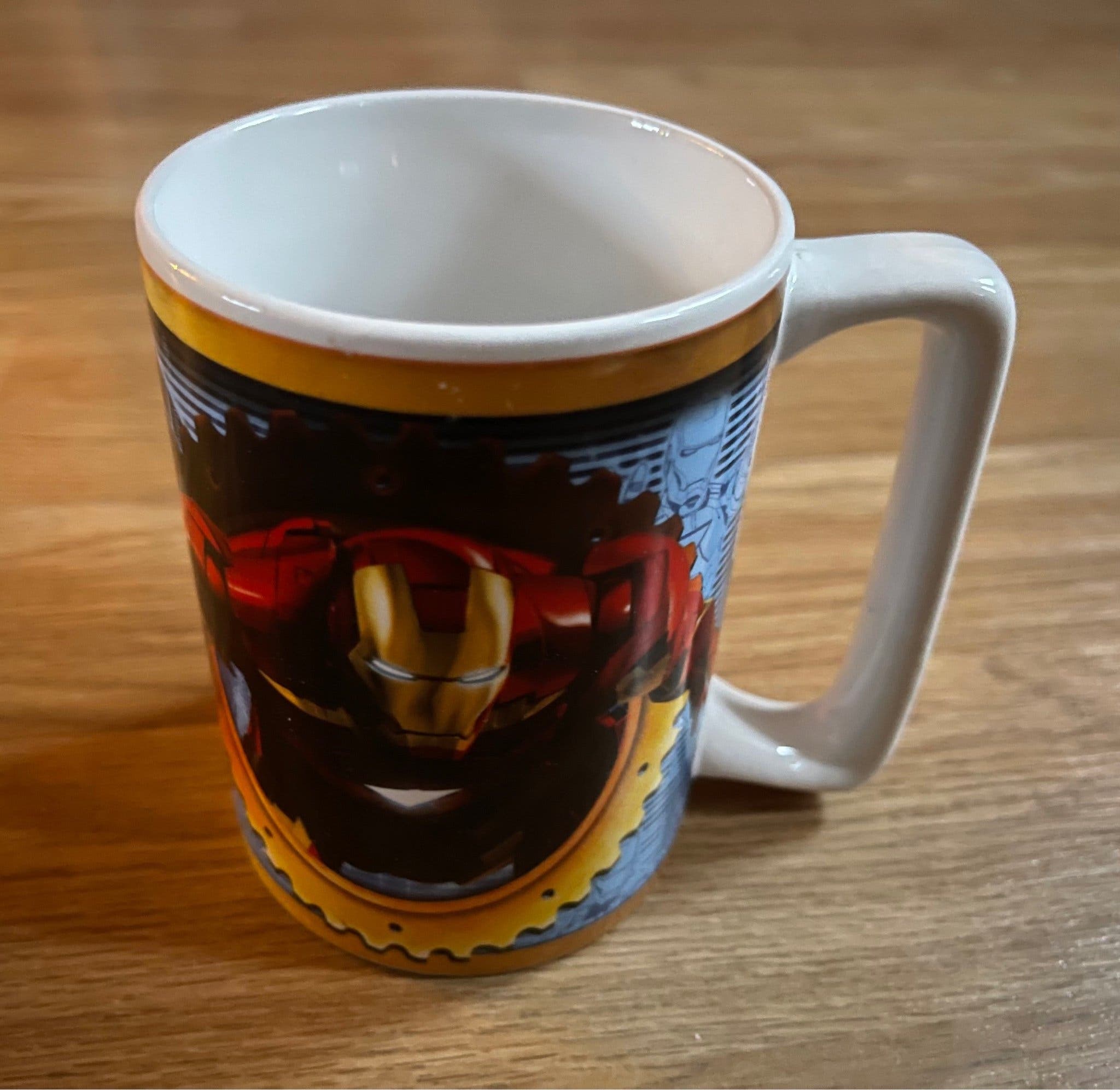Marvel Iron Man 2 The Movie Mugg D8cm H11cm | Köp på Tradera (736886145)