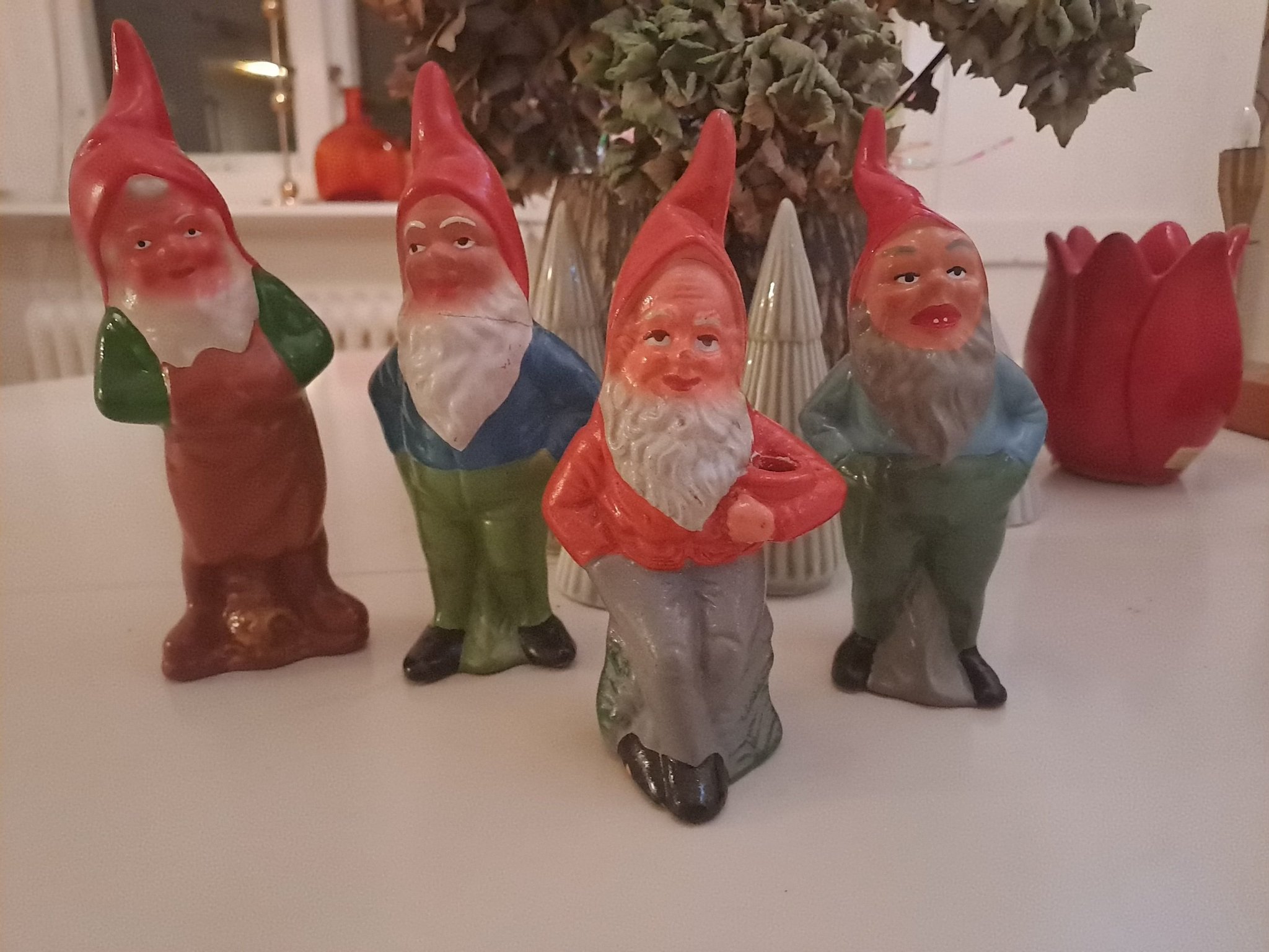 4 HEISSNER TOMTAR | Köp på Tradera (575387819)