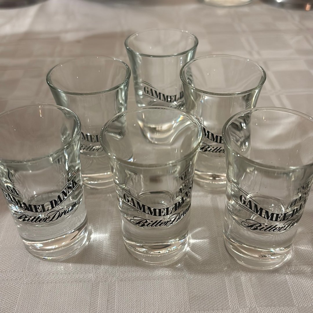 Gammel Dansk 6 st snapsglas | Köp på Tradera (697308665)