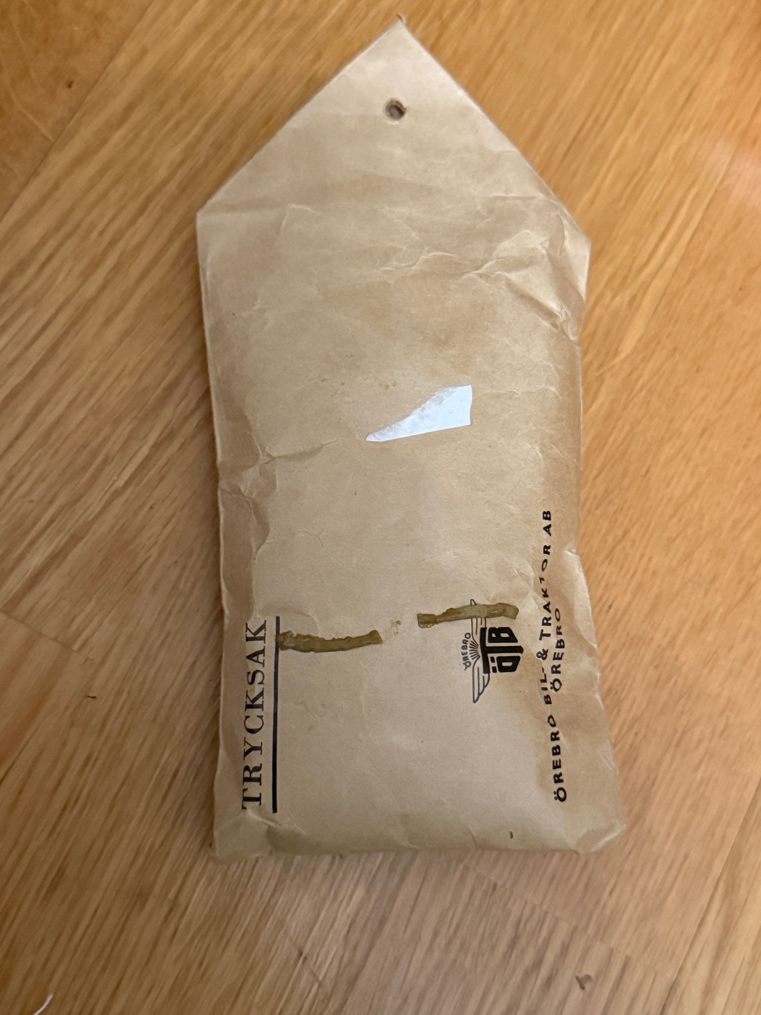 NOS nyckelringar – Örebro Bil & Traktor AB, 196.. | Köp på Tradera ...