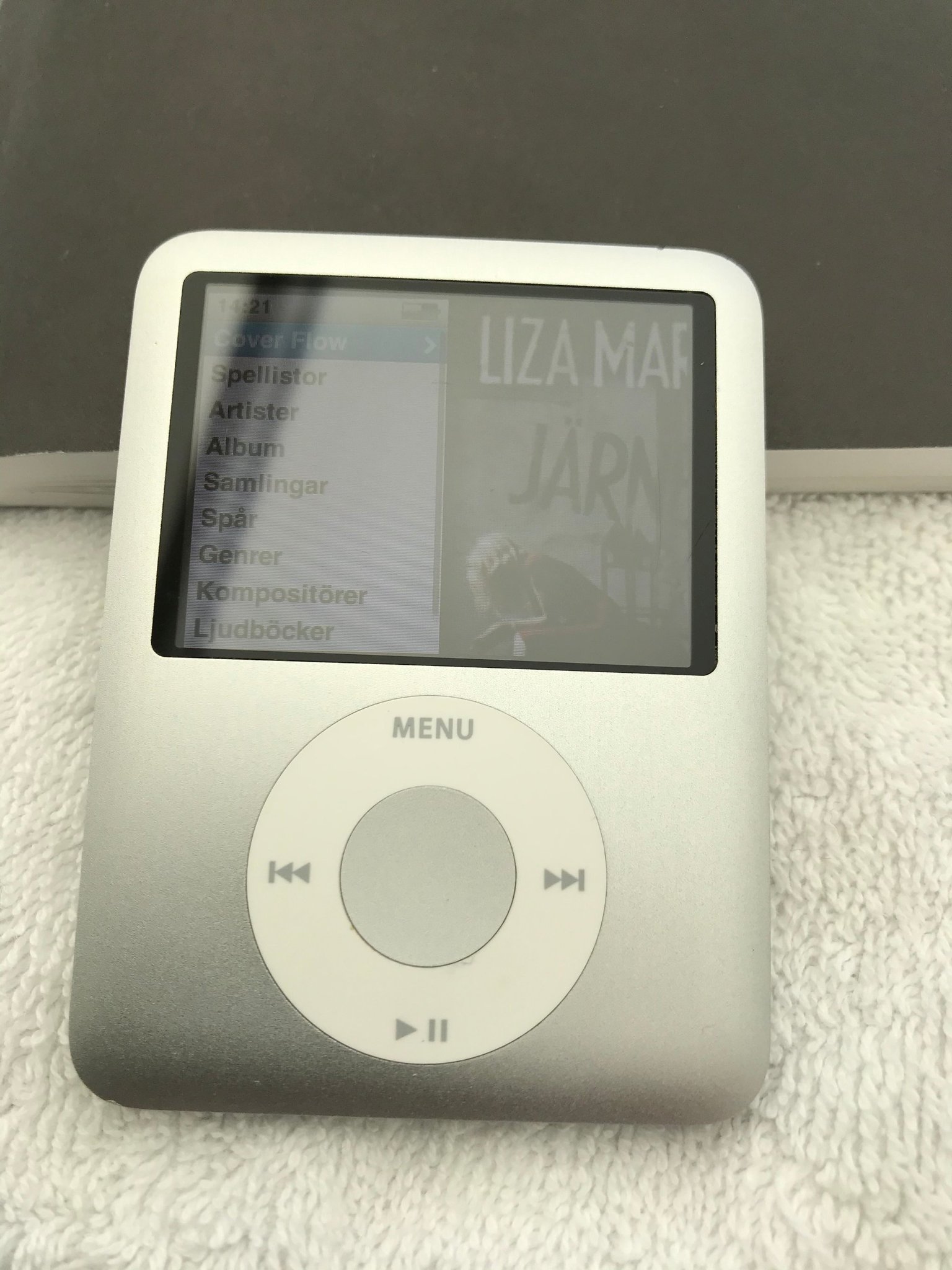 Apple iPod Nano 4 GB Silver Chrome Modell A1236 (398717450) ᐈ Köp på ...