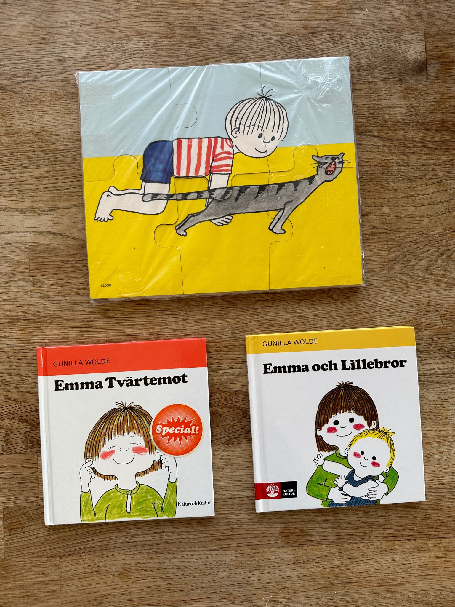 2 stycken Emma & Totte pussel - träpussel 6 bit.. | Köp på Tradera ...