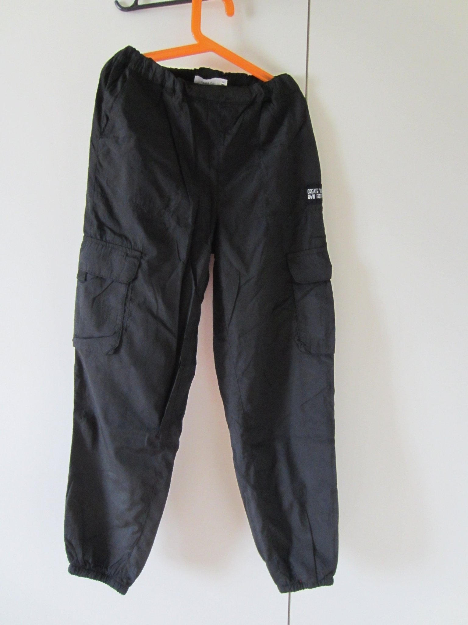 Name it svarta byxor, storlek 146. | Köp på Tradera (701969775)