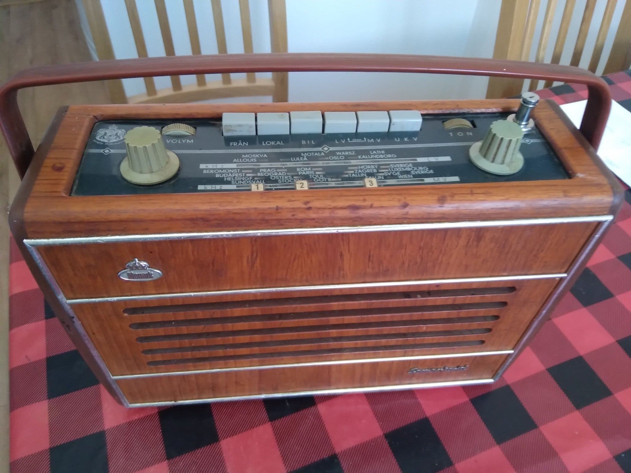 Transistorradio monark sammarkad | Köp på Tradera (587024483)