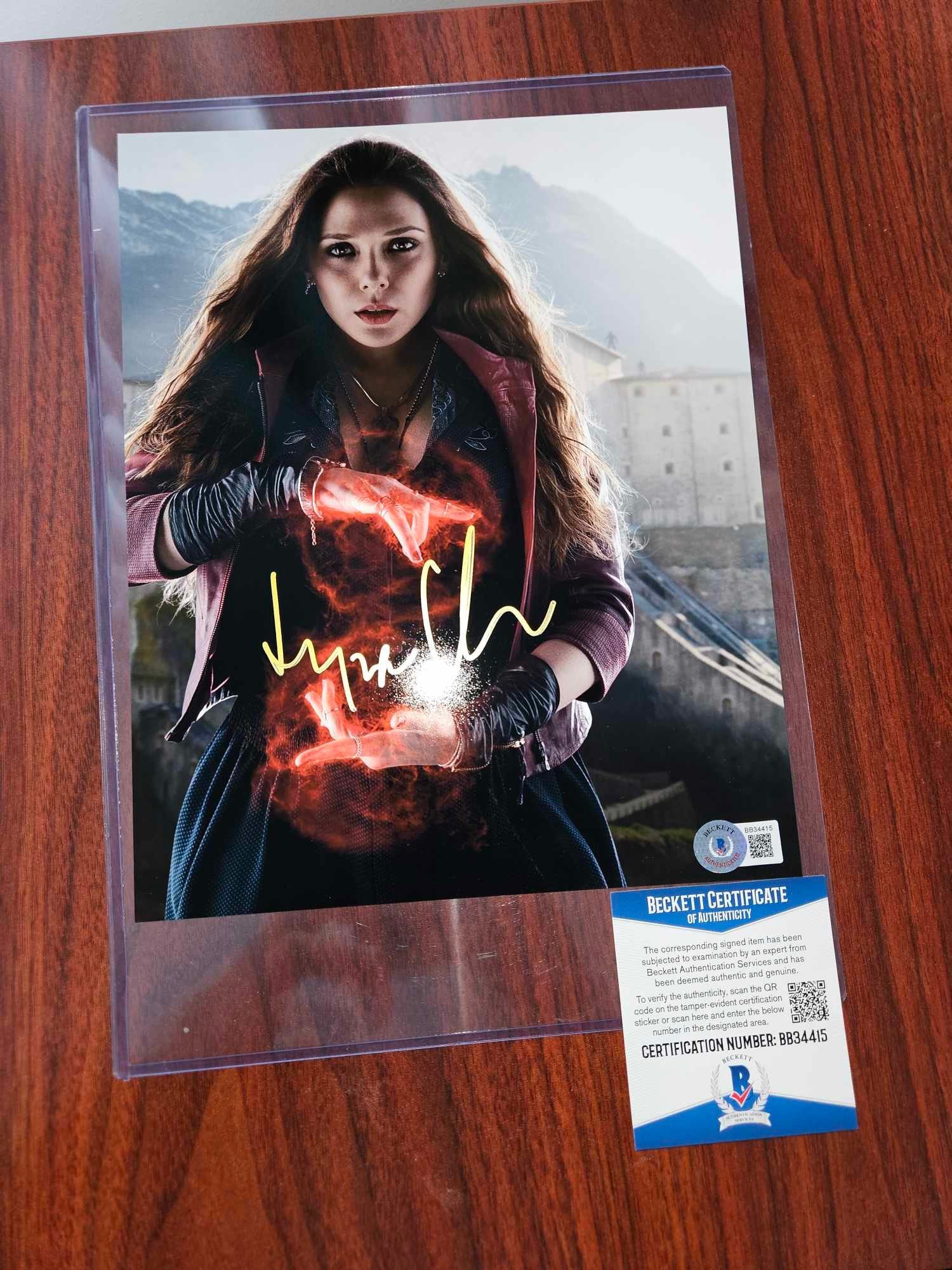 Elizabeth Olsen Signed/Autographed Photo Marvel.. | Köp på Tradera ...