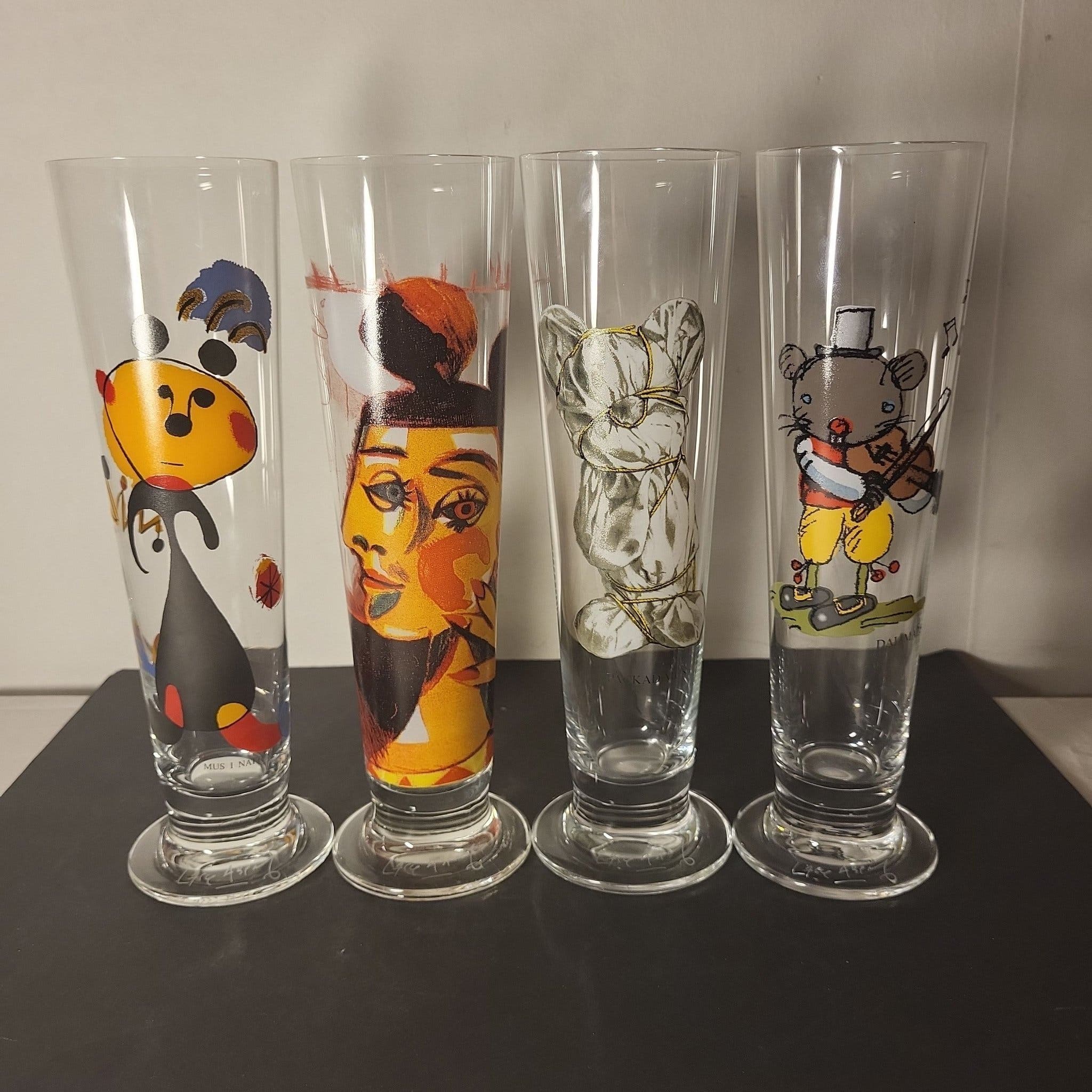 Se produkter som liknar Lars Åberg Glas Fyra St Ölgla.. på Tradera ...