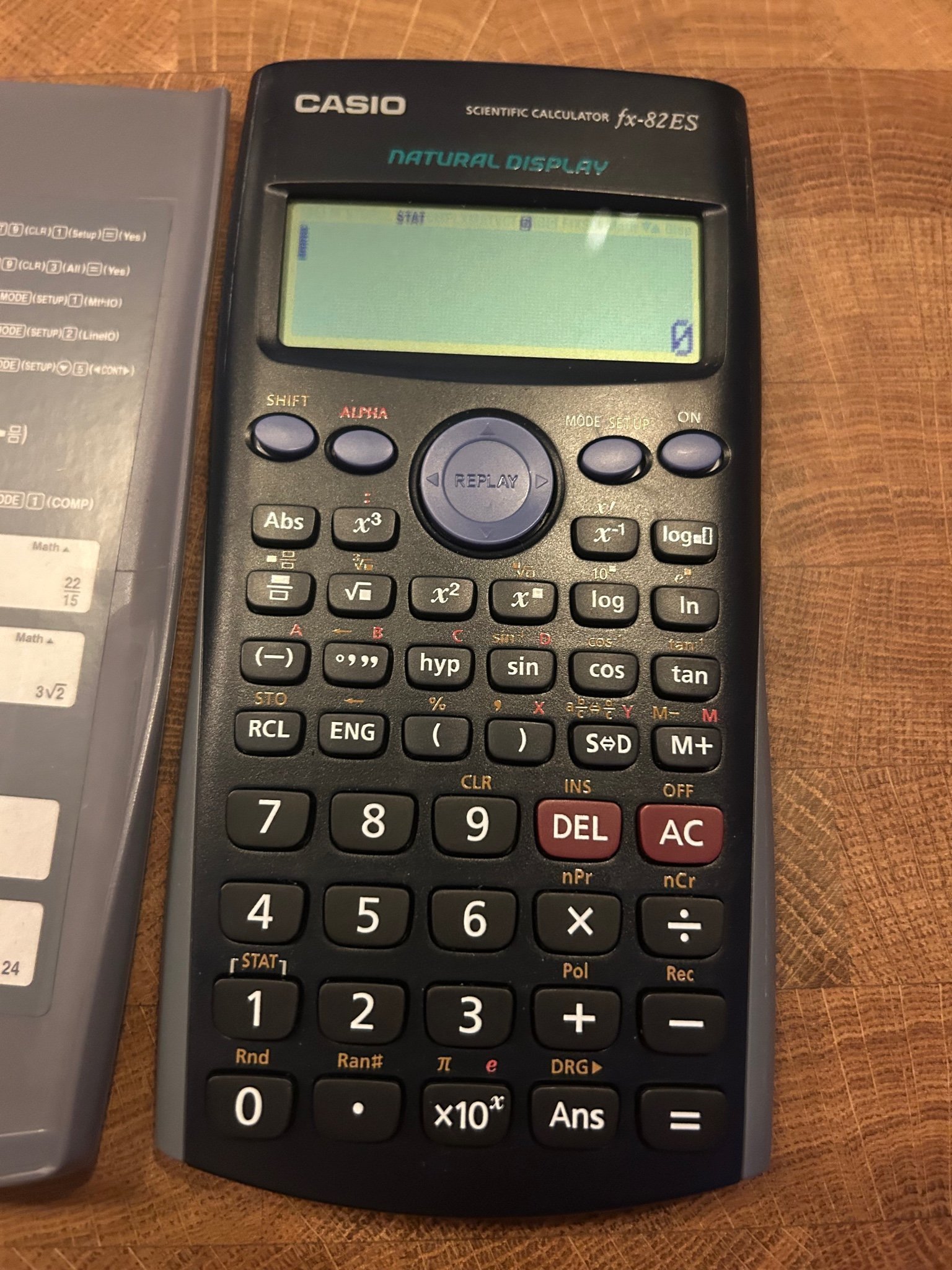 Casio fx-82ES Räknare | Köp på Tradera (710729767)