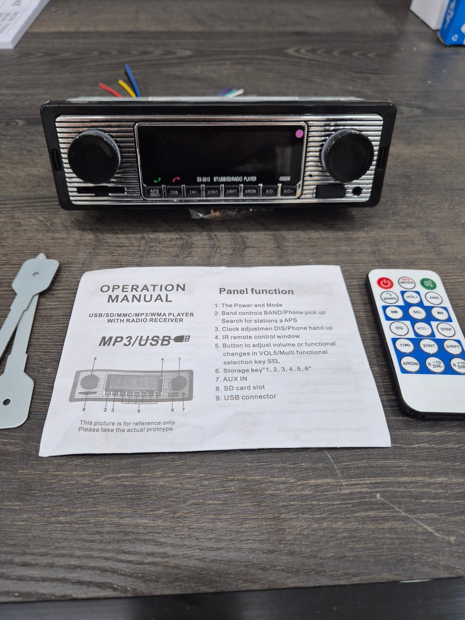 Retro-Bilstereo med USB/SD/AUX/FM/AM | Köp på Tradera (648309192)