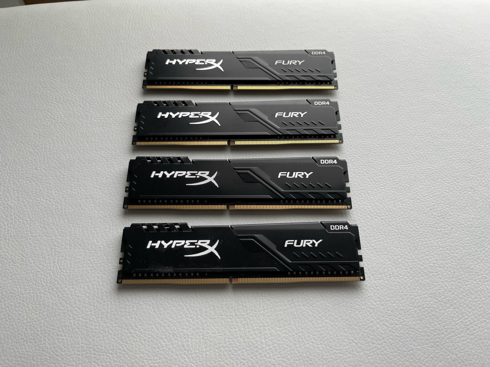 DDR4 16 Gb Kingston HyperX Fury DDR4 RAM (4x4) | Köp på Tradera (711336957)