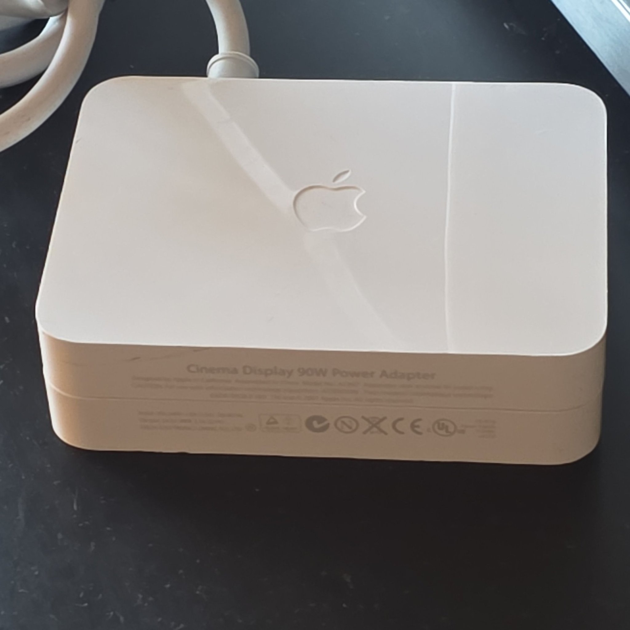 Apple Cinema Display 90W strömadapter | Köp på Tradera (733131554)