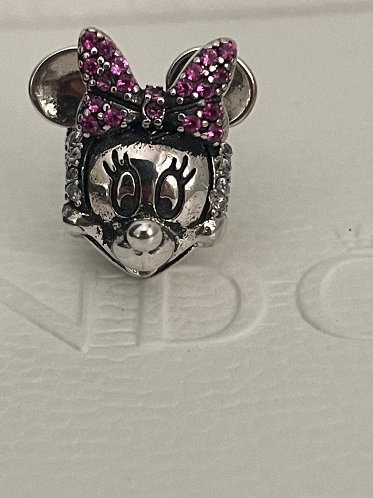 Pandora berlock Micke Mause Disney | Köp på Tradera (697662274)